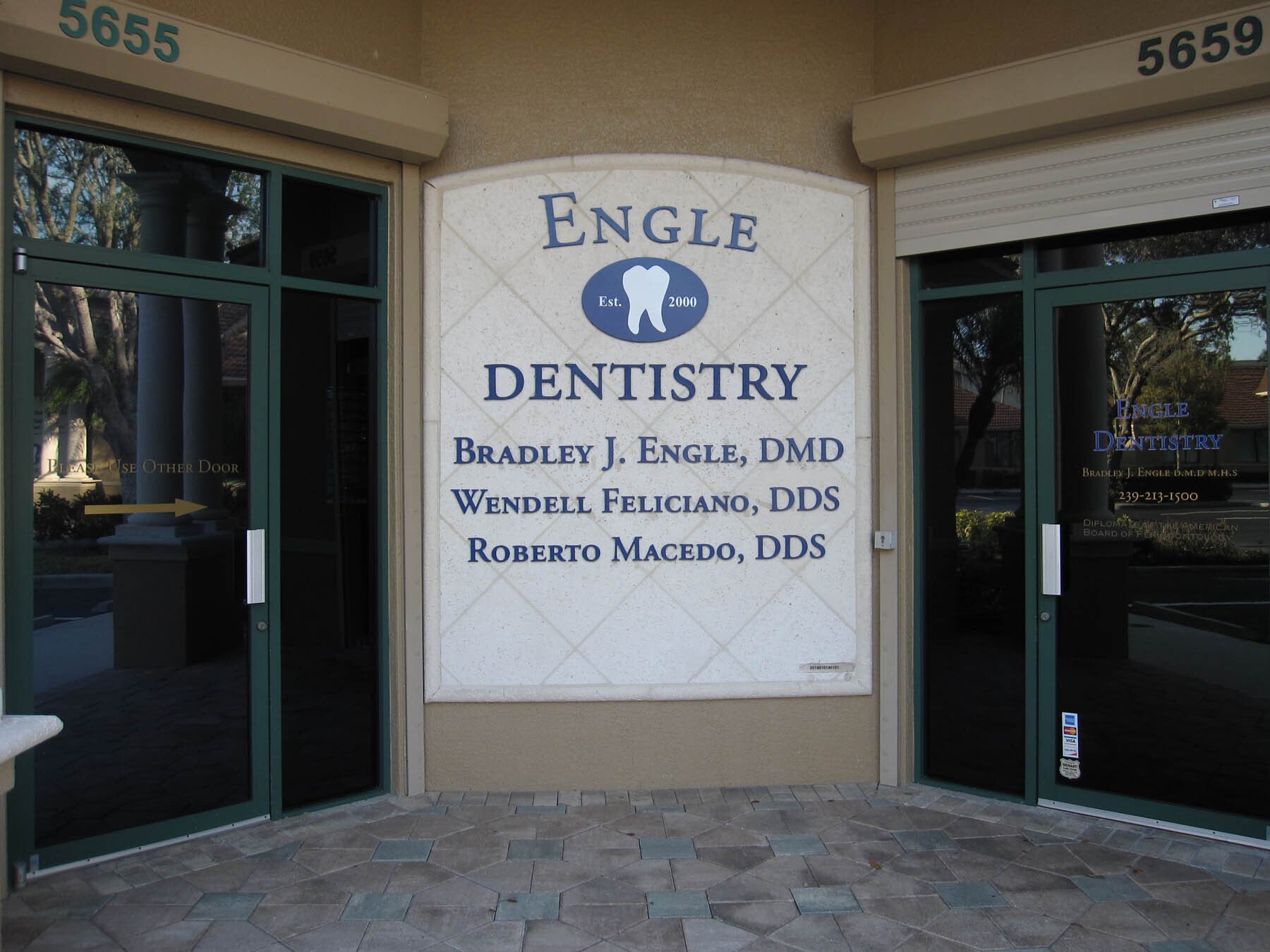 Wall Signs | Lykins - Signtek