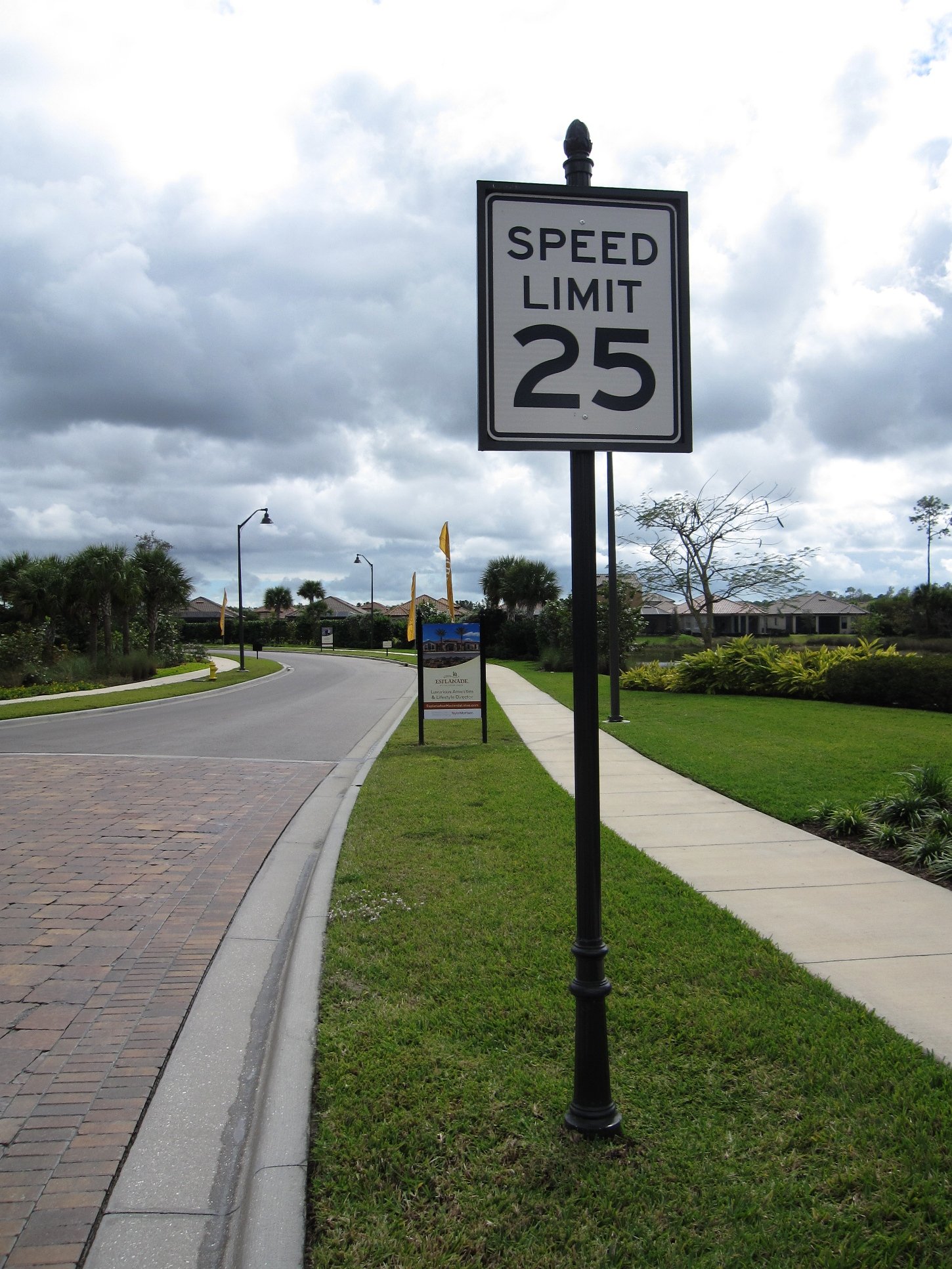 Street & Traffic Signs | Lykins - Signtek