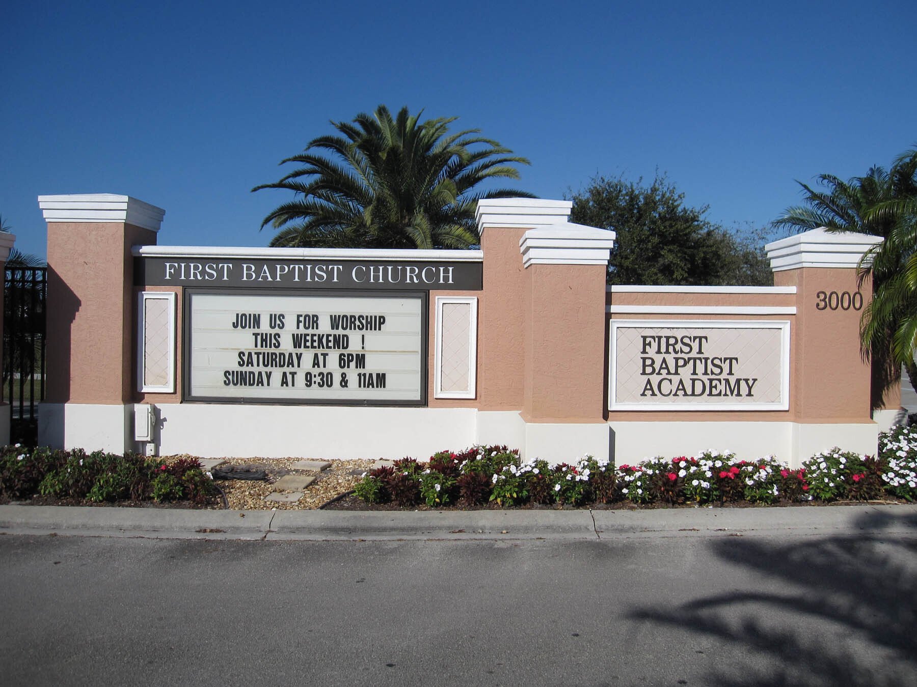 Monument Signs | Lykins - Signtek