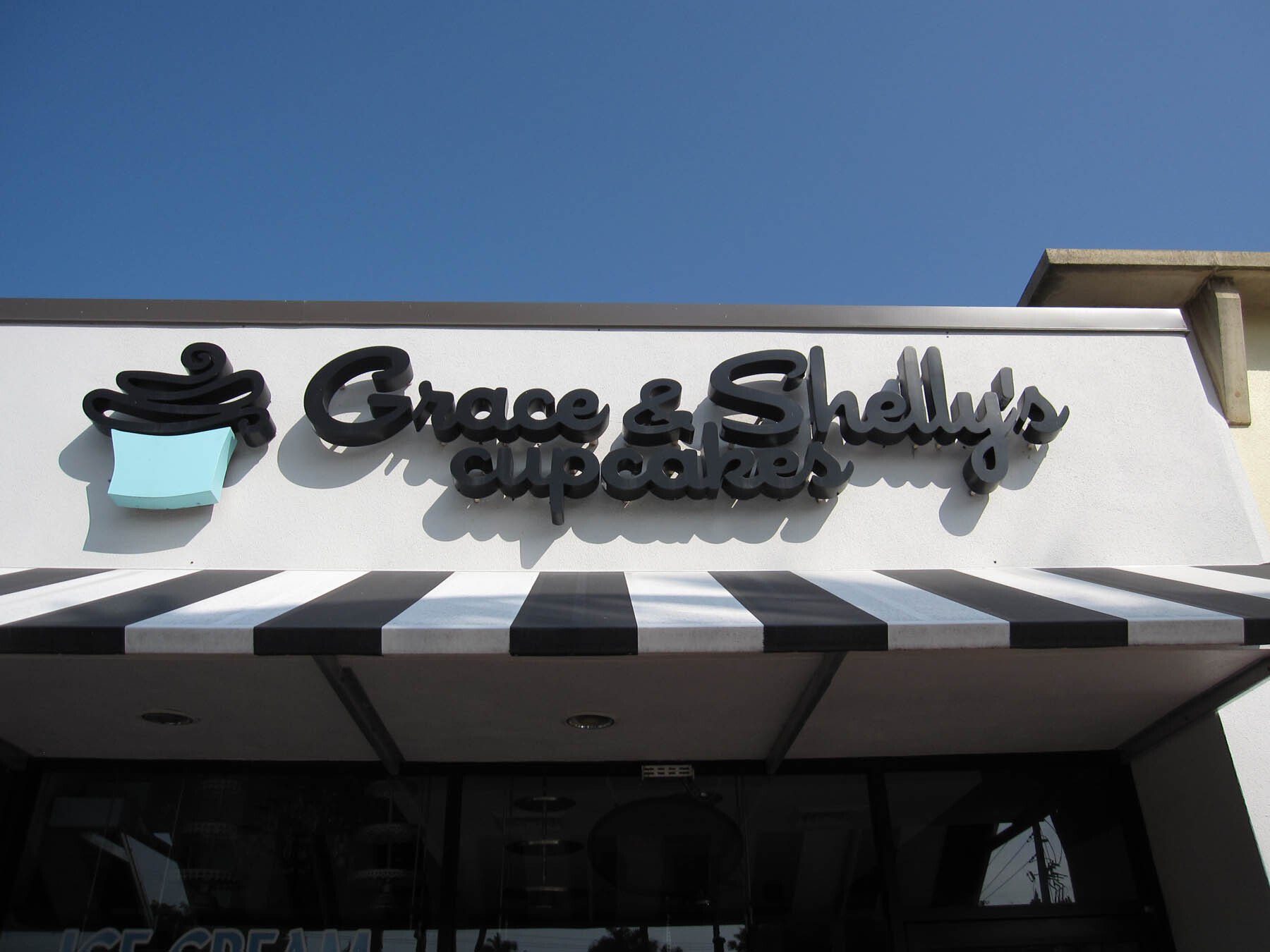 Illuminated Wall Signs | Lykins - Signtek