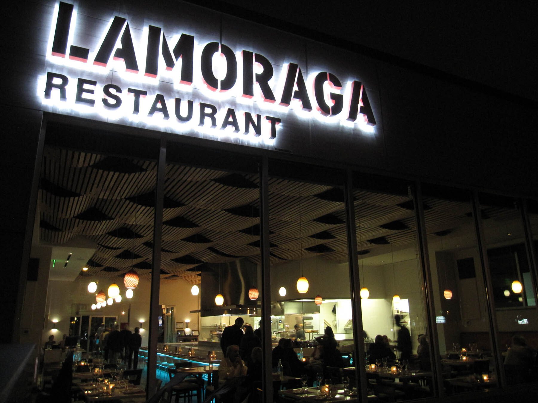 Illuminated Wall Signs | Lykins - Signtek