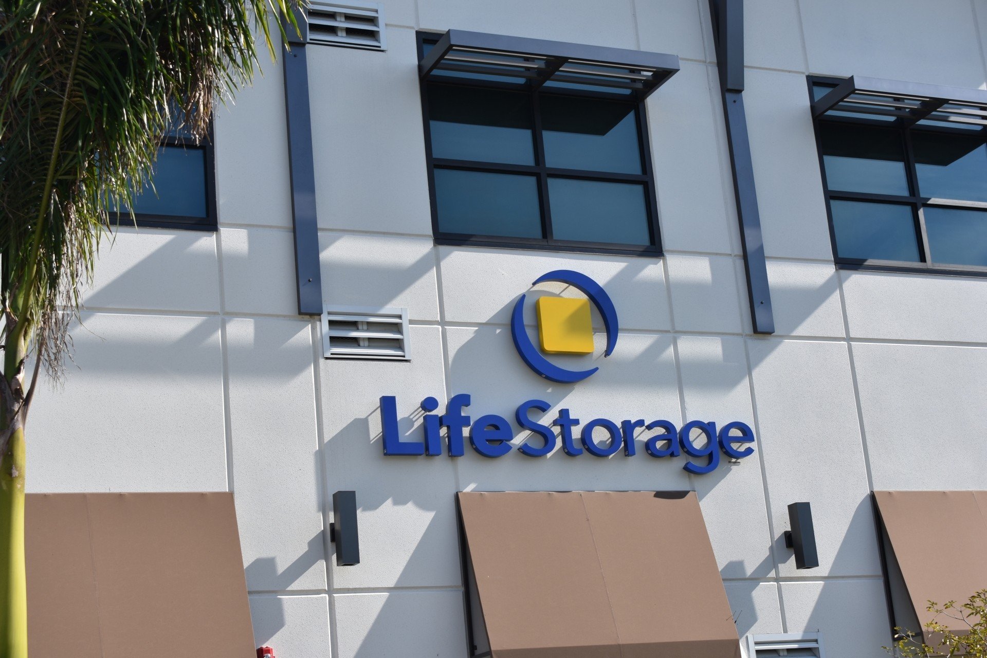 Wall Signs | Lykins - Signtek