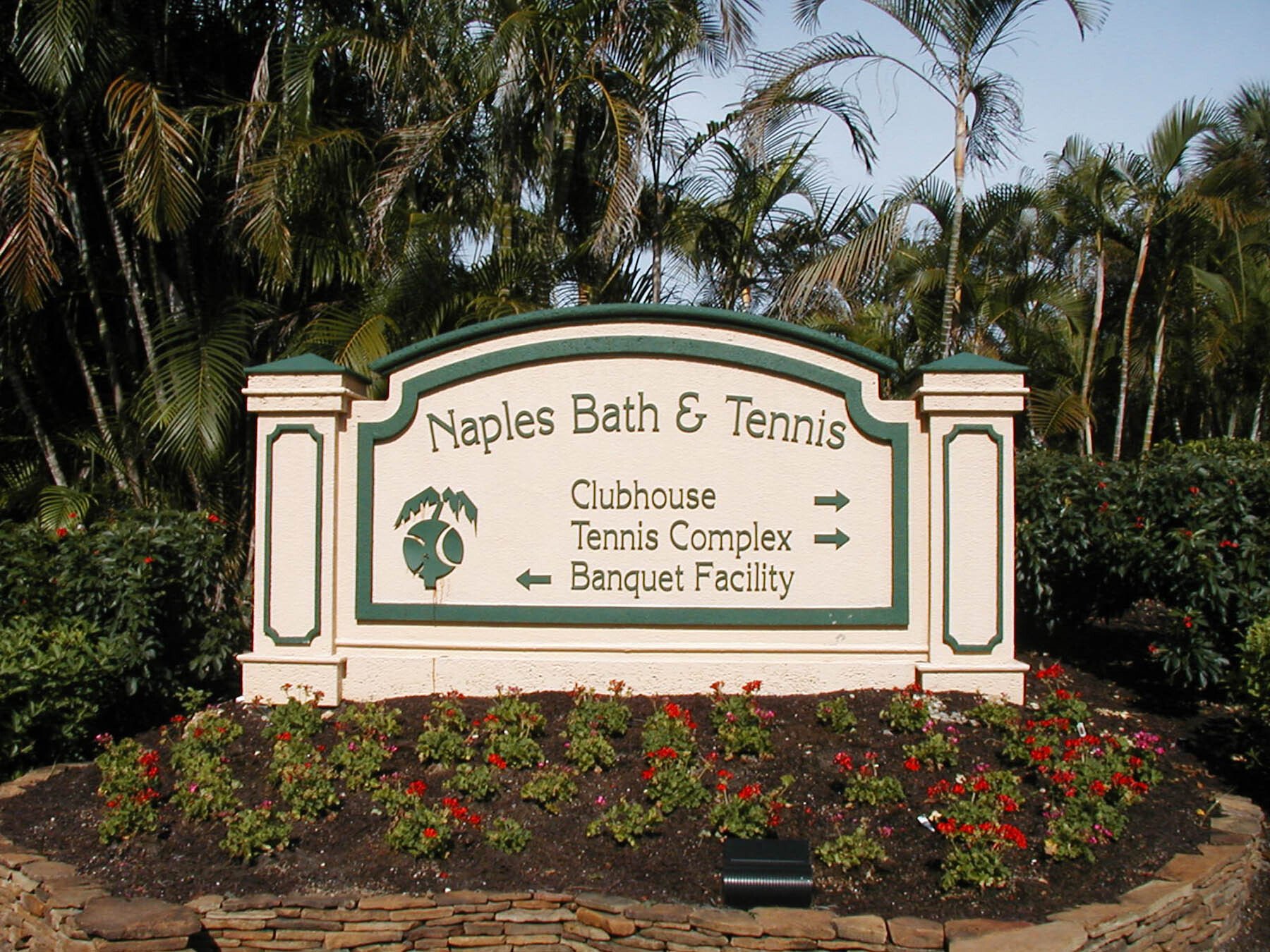 Monument Signs | Lykins - Signtek