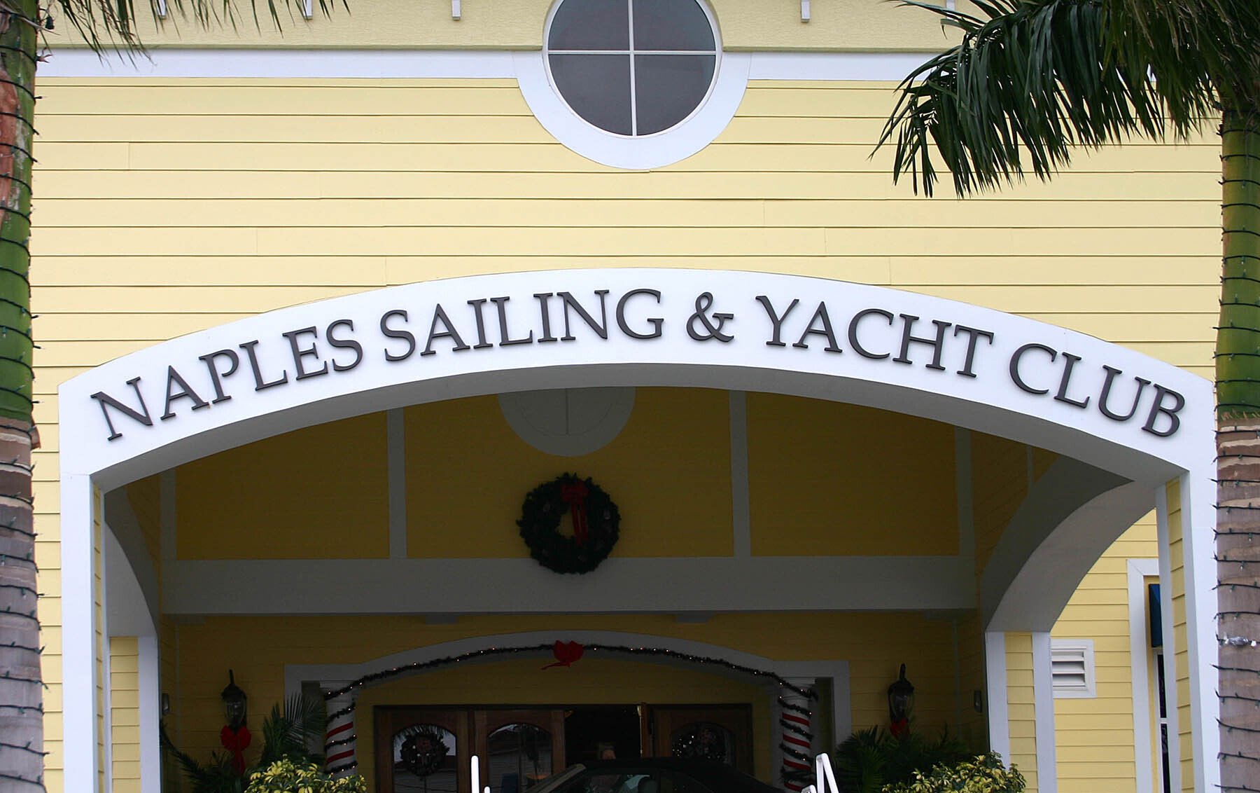 Wall Signs | Lykins - Signtek