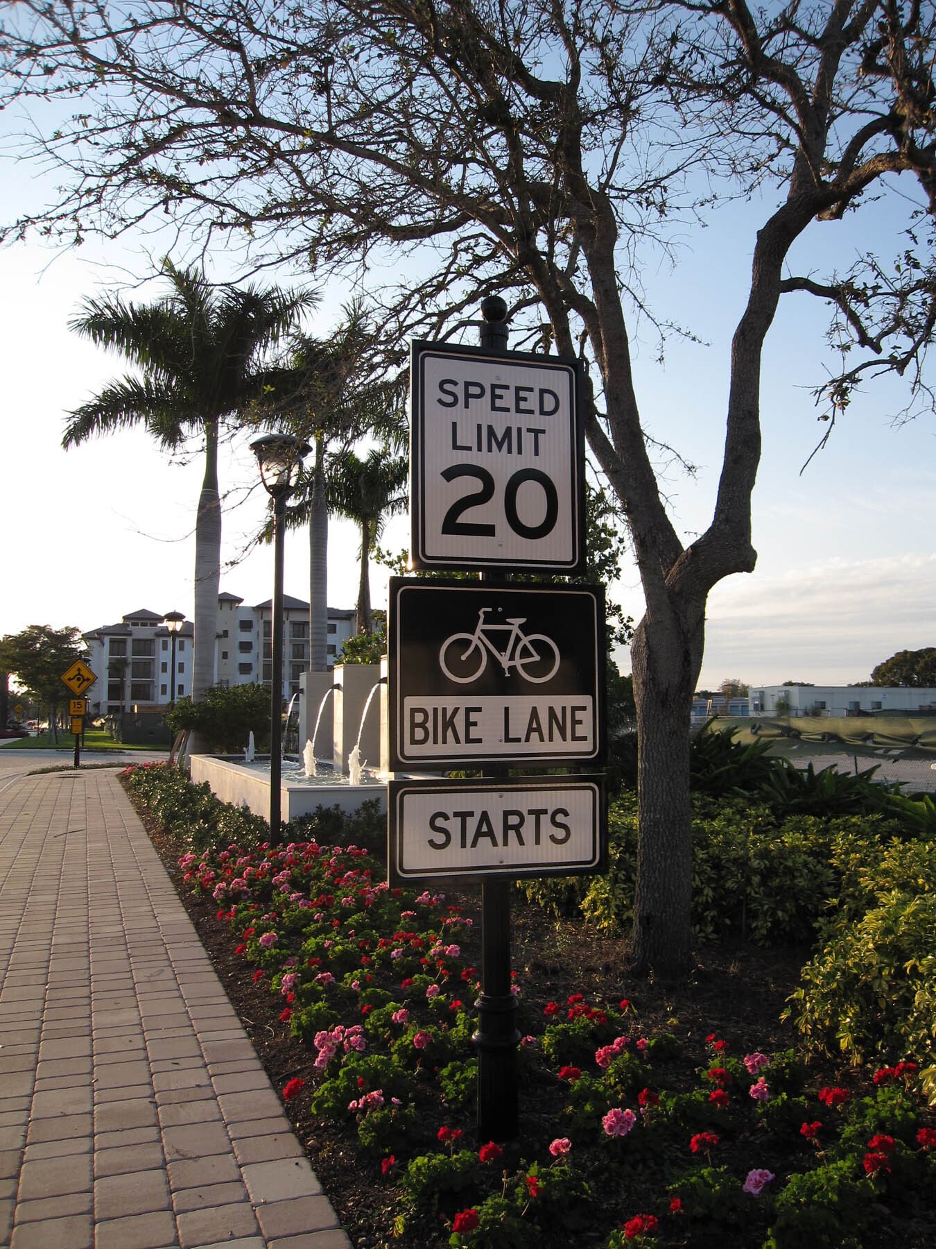 Street & Traffic Signs | Lykins - Signtek