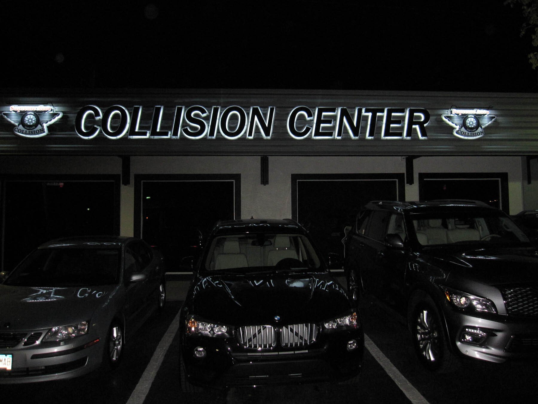 Illuminated Wall Signs | Lykins - Signtek