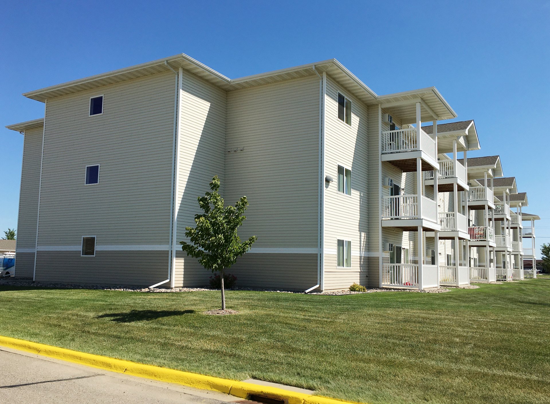 Southwood Apartments | Investors Management & Marketing Inc.