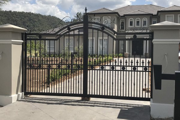 Trackless Sliding Gates in Penrith | C&C Wrought Iron