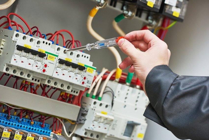 Electrical Installations in Derby & Burton | C Leedham Electrical Ltd