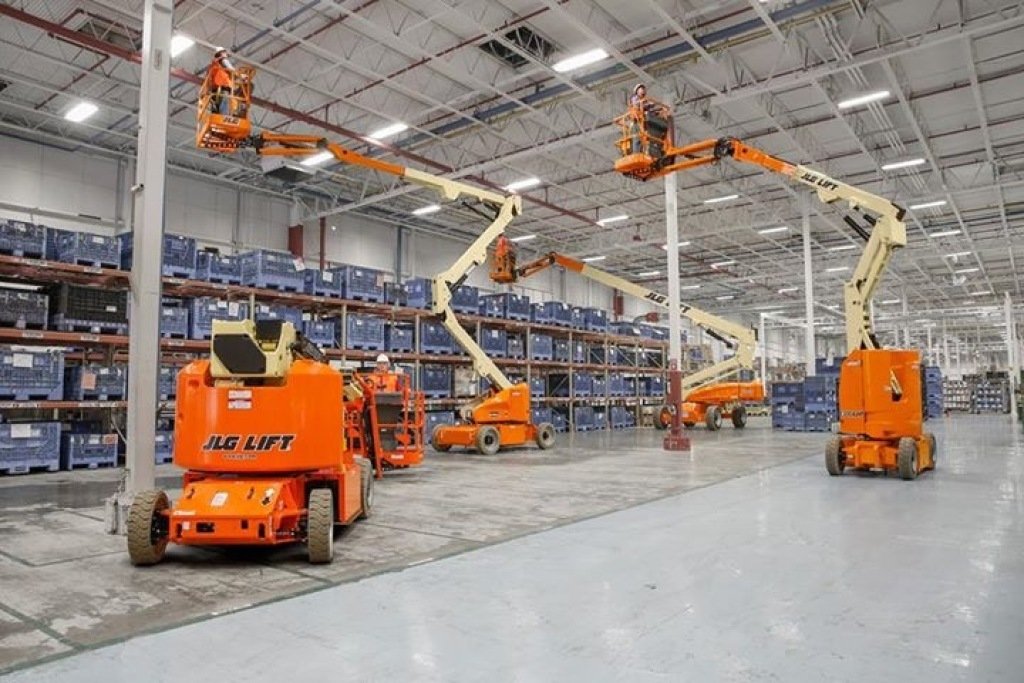 EWP ( Elevating Work Platform ) Training For Scissorlifts / Boomlifts ...