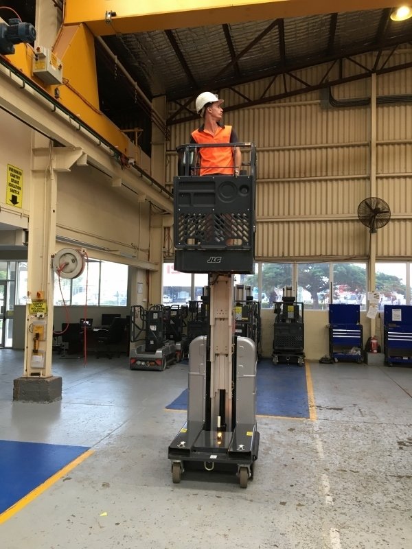 EWP ( Elevating Work Platform ) Training For Scissorlifts / Boomlifts ...