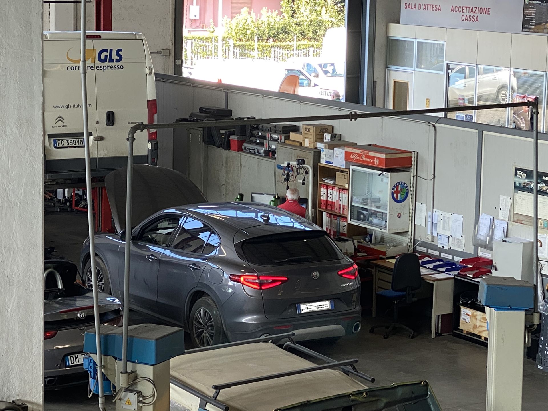 Servizi di autoriparazione | Pomezia, RM | Pedema Service