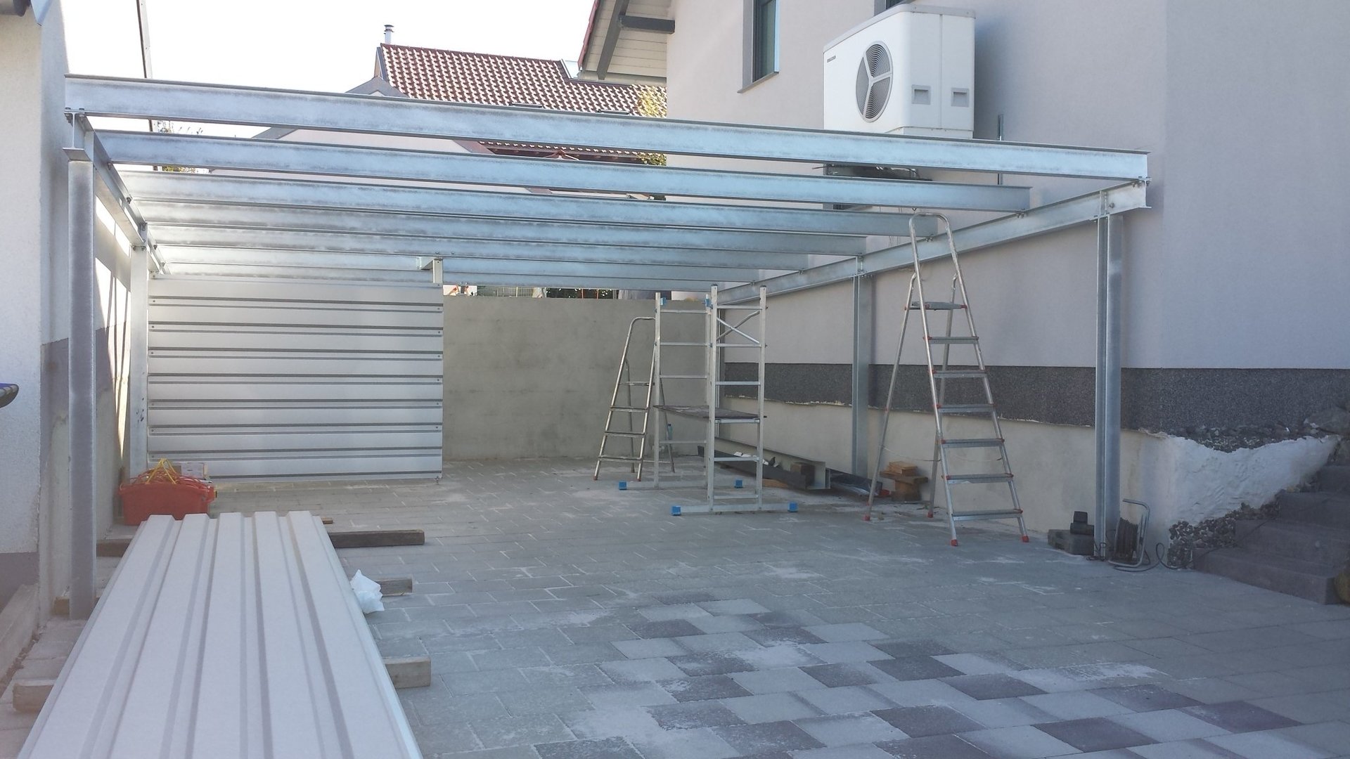 Carport Aus Stahlkonstruktion
