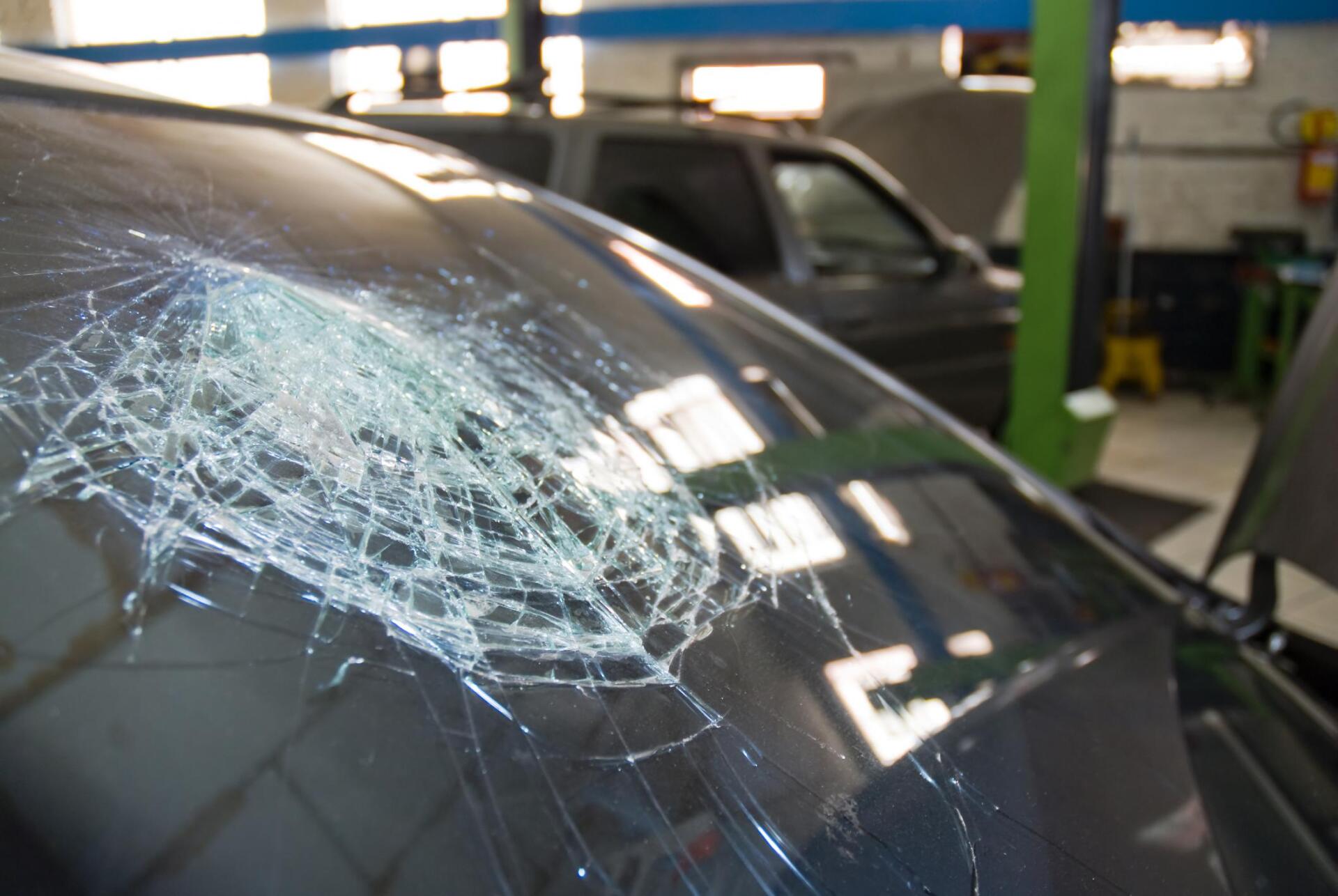Crack and Chip Repair, Cracked Windshield, Baltimore, MD