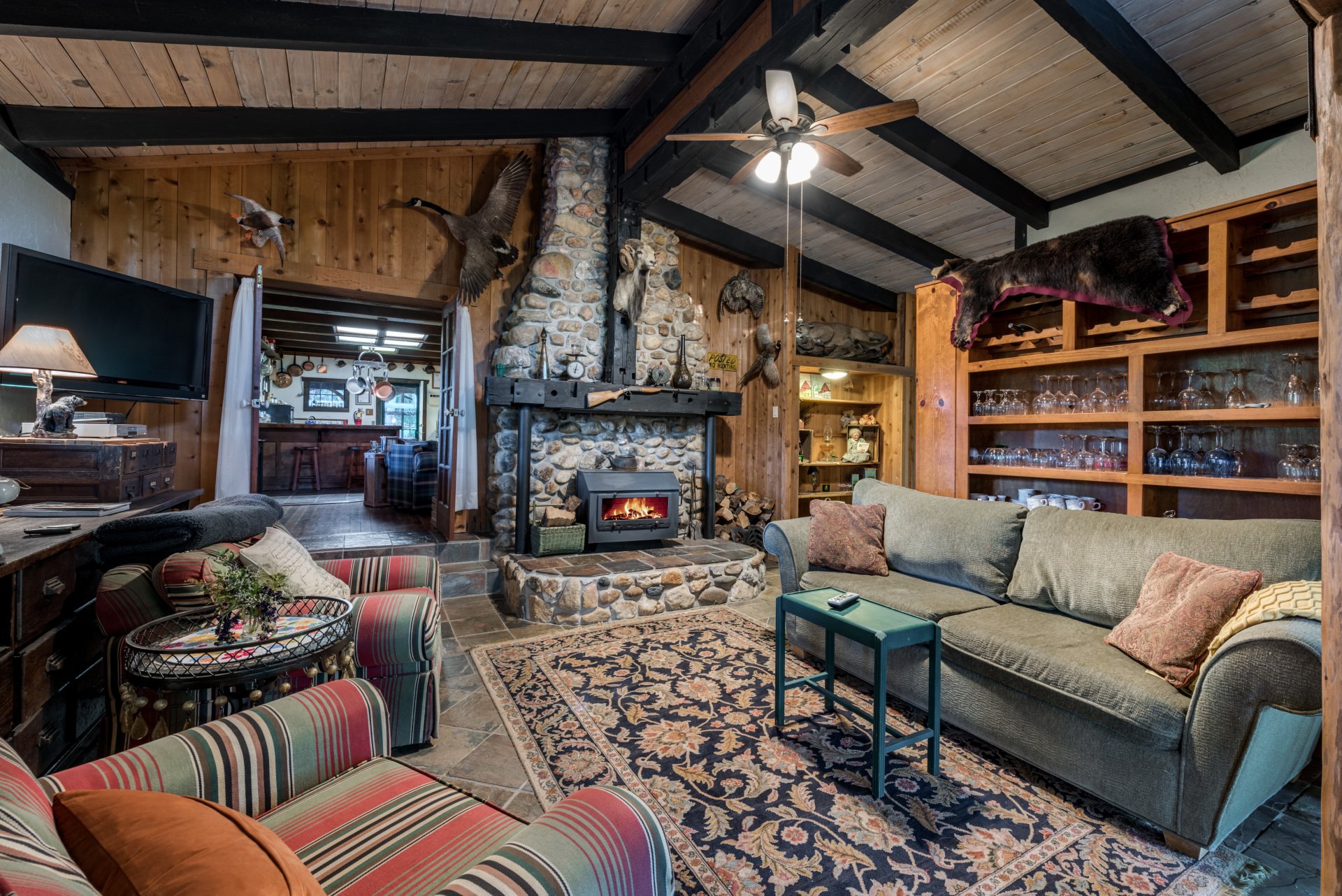 Lodging - The Davies Family Inn at Shadowridge Ranch