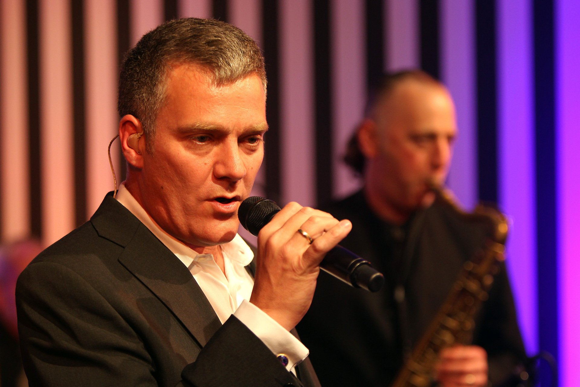 Tom Rust - Singer, Saxophonist, Wedding DJ, Costa del Sol