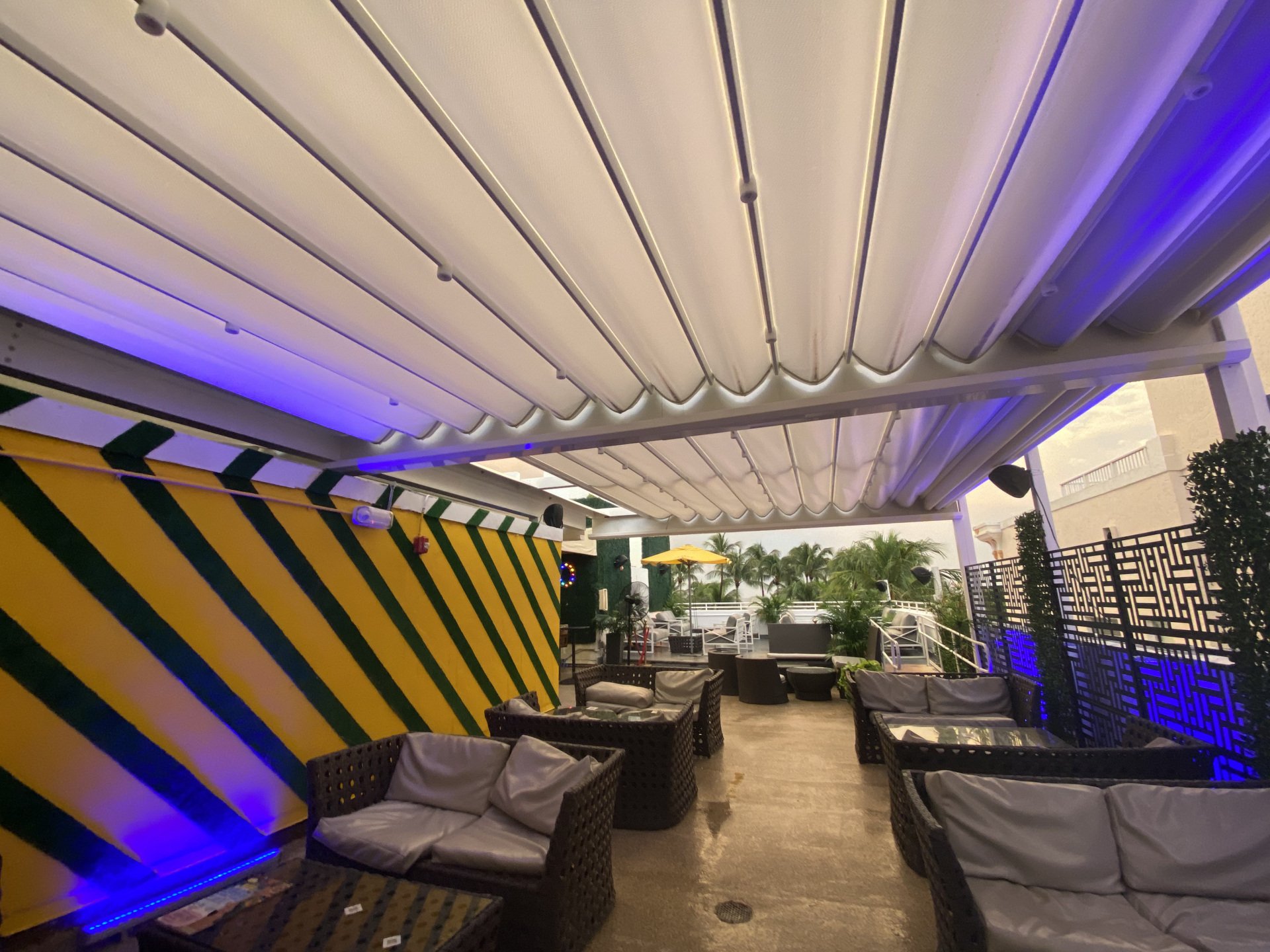 Voodoo Nightclub & Rooftop Lounge | Best Hookahs on Ocean Dr