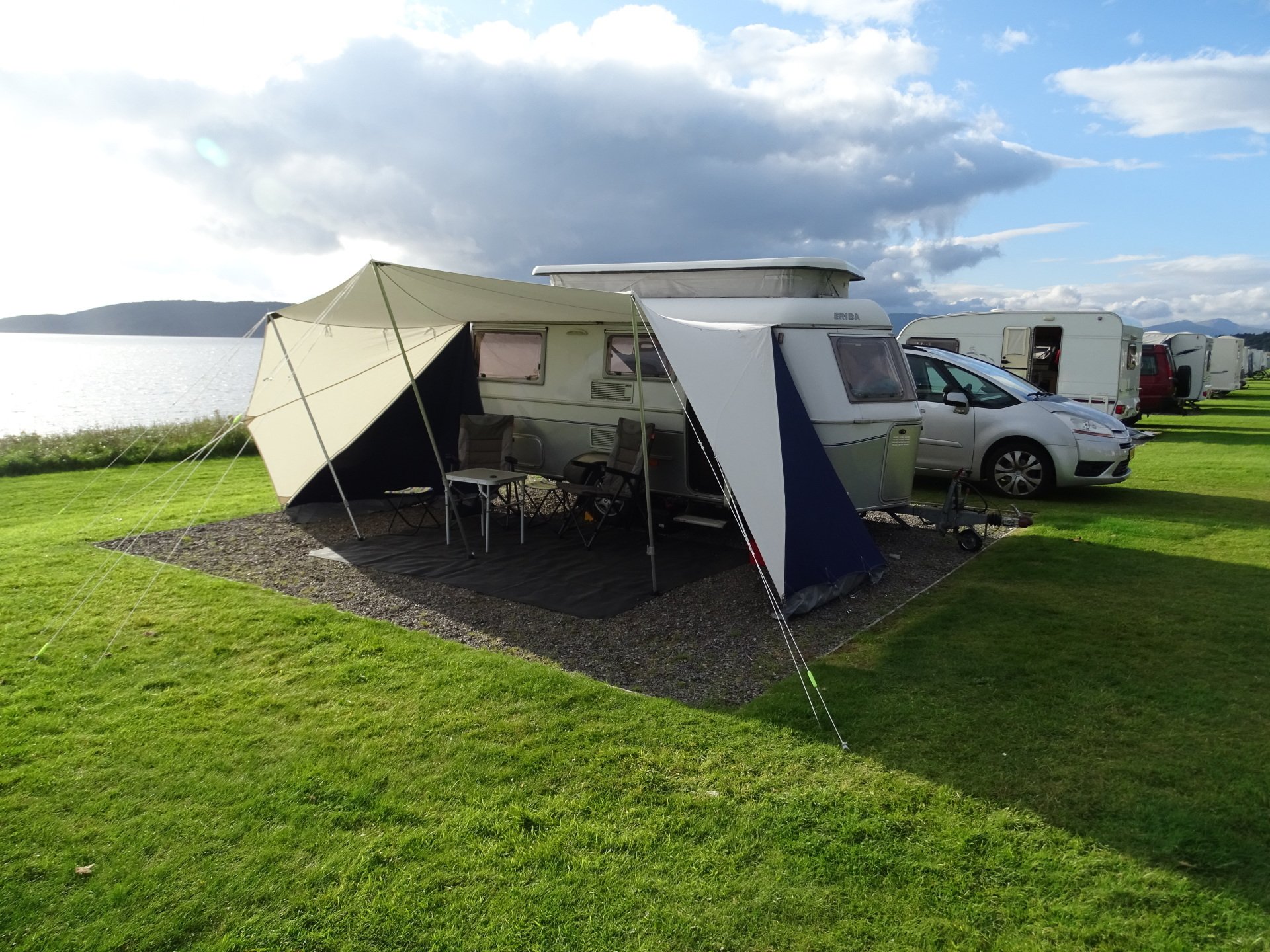 Atomatent, katoenen piramidetenten, luifels en verandazeilen