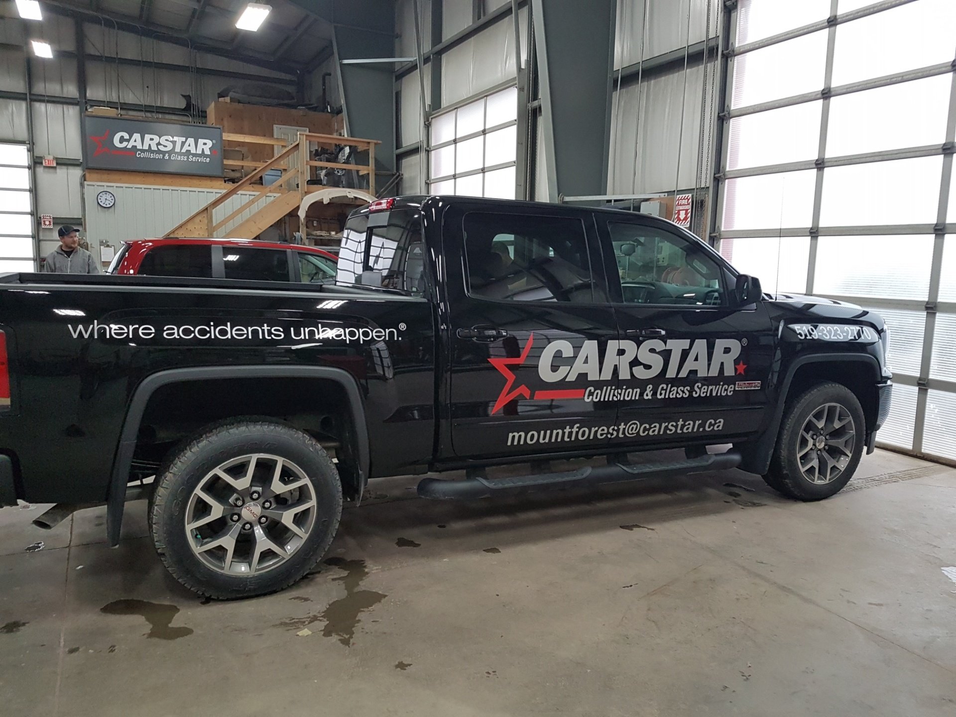 Vehicle Lettering - Custom Signs & Graphics