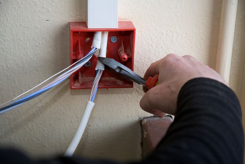 PAT testing | 8 - 5 Electrical