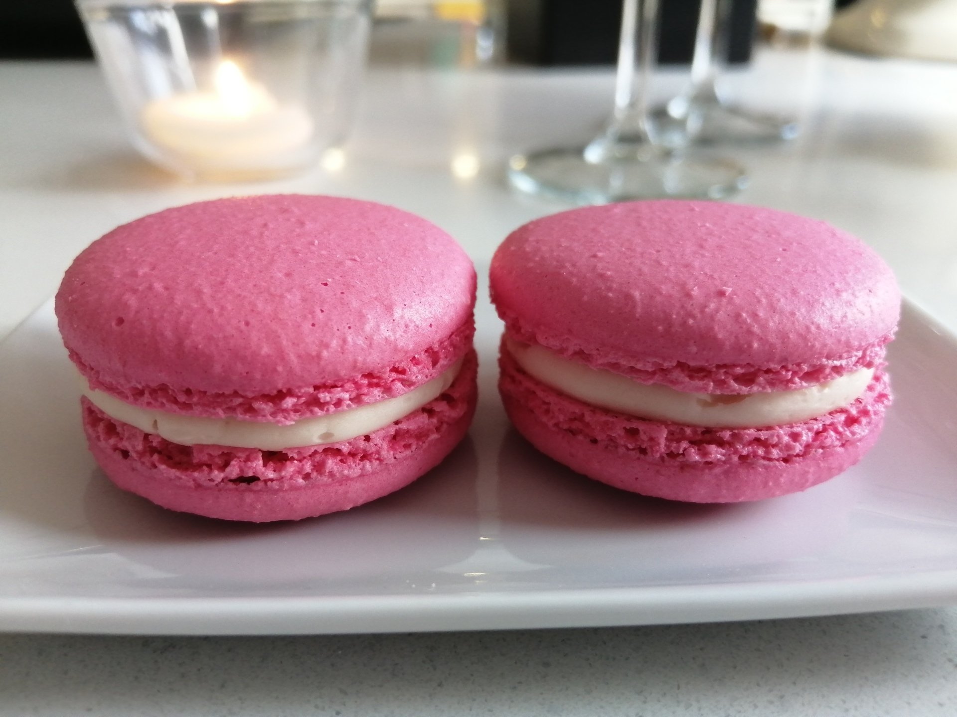 Luxury gourmet macarons, utterly delicious... and as good as they look ...