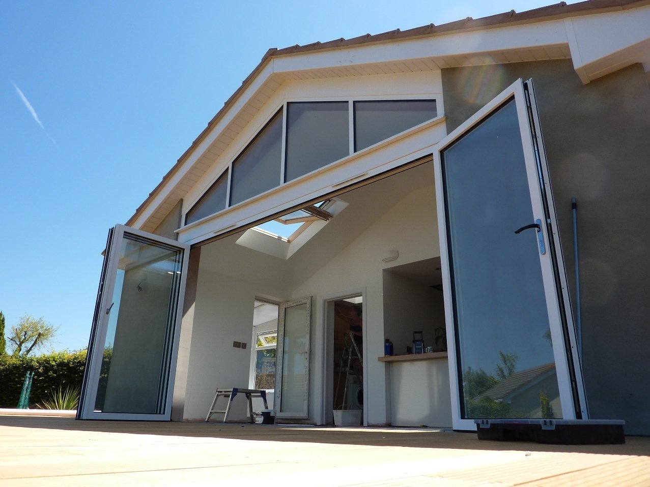 Aluminium bi-folding door case studies from The Green Window Company.