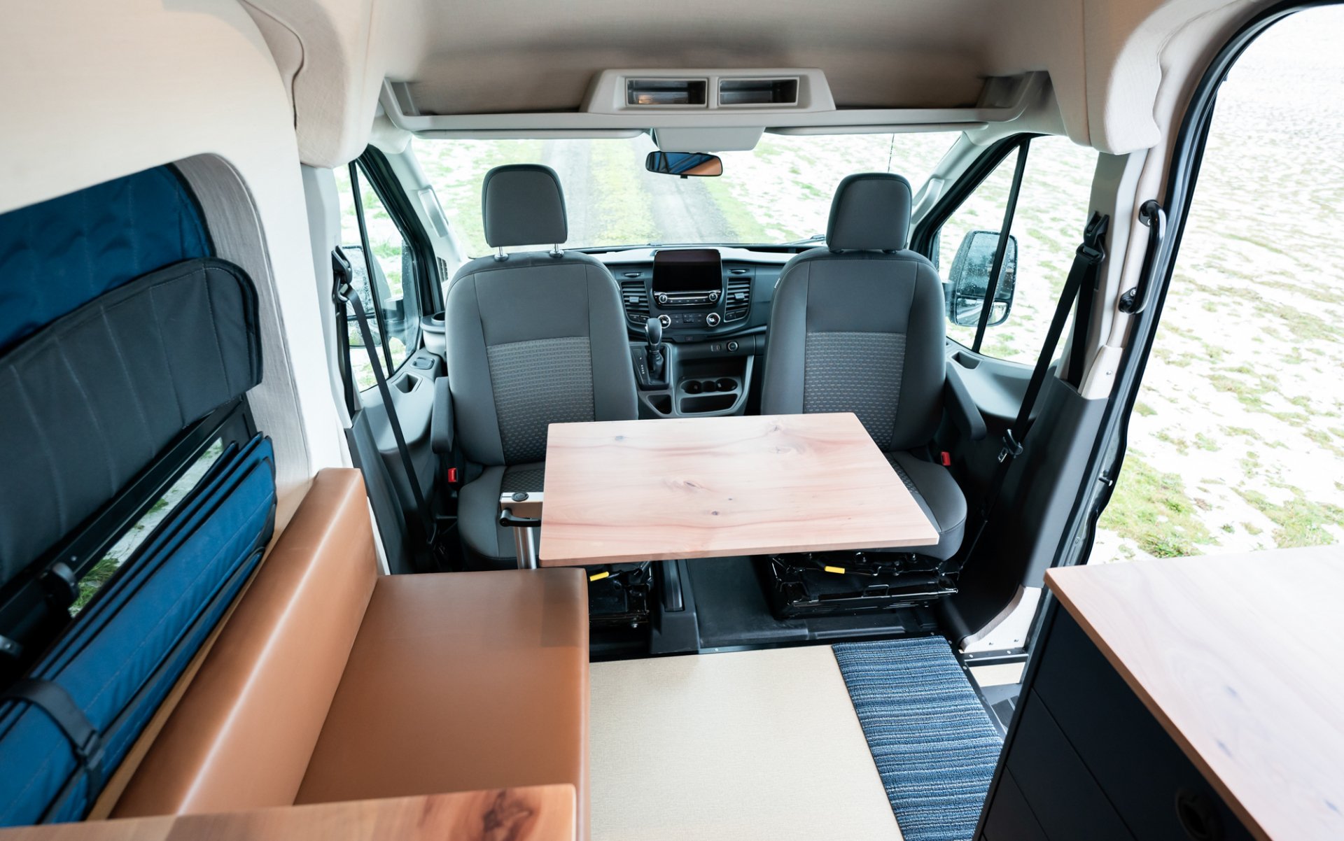 LAKEHOUSE | Benchmark Vehicles