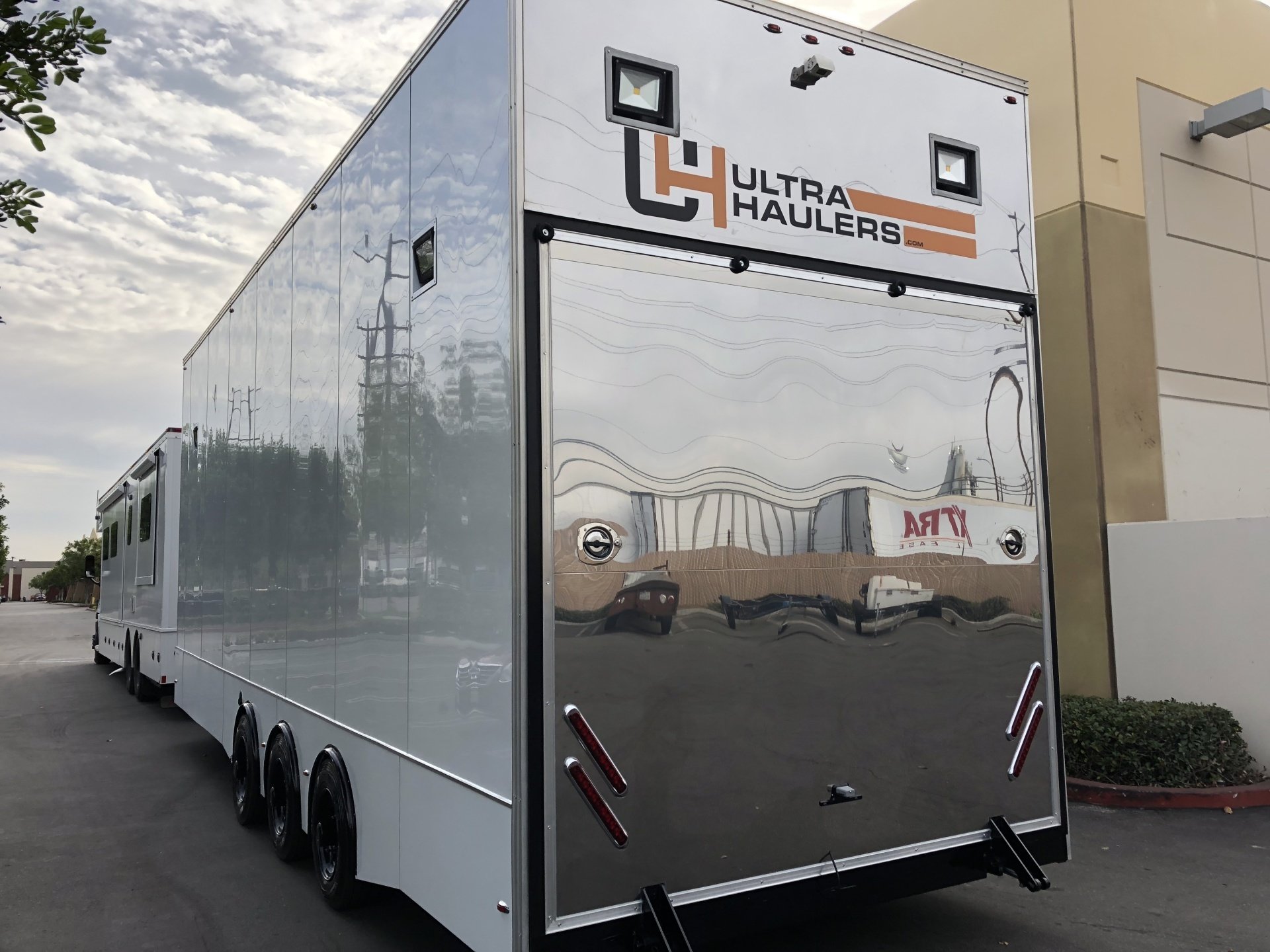 Trailers - Anaheim, CA - Ultra Haulers Trailers