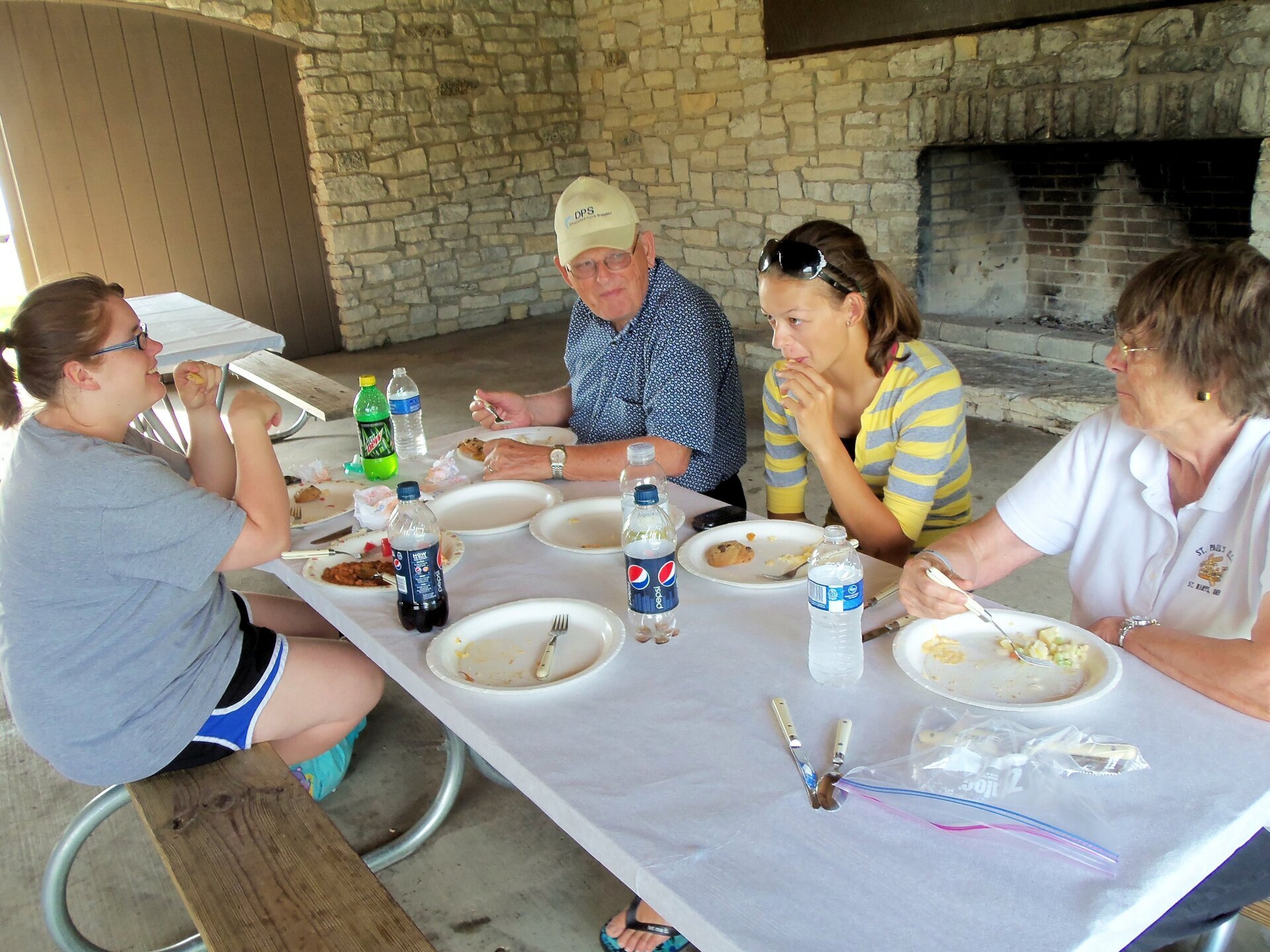 Church Picnic Photos | St. Paul's United Church of Christ