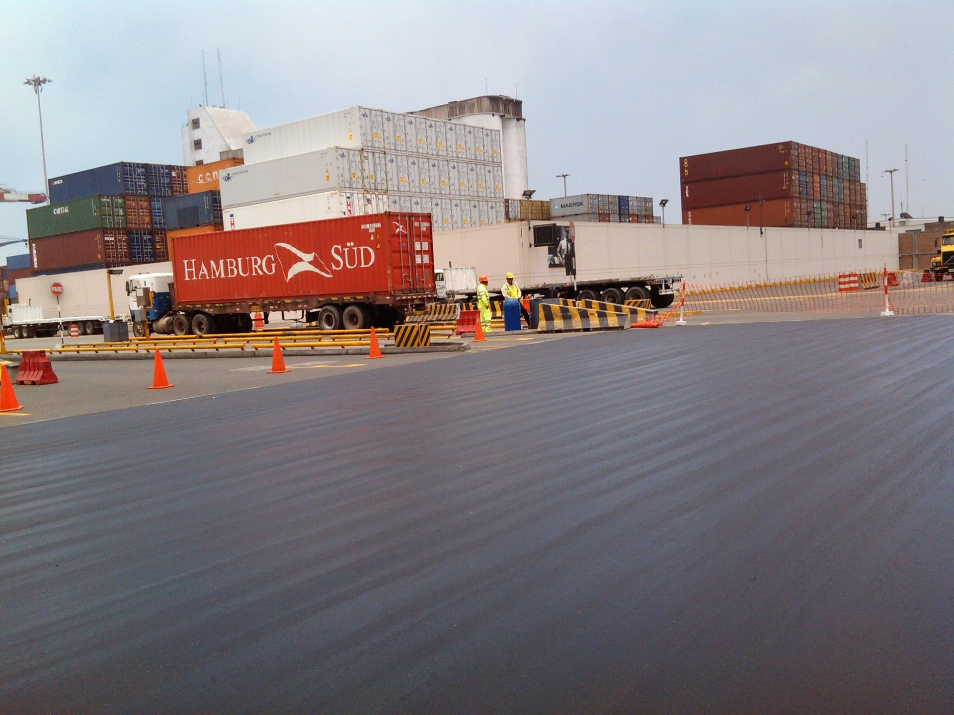 Rapid curing rejuvenating top layer road sealant.