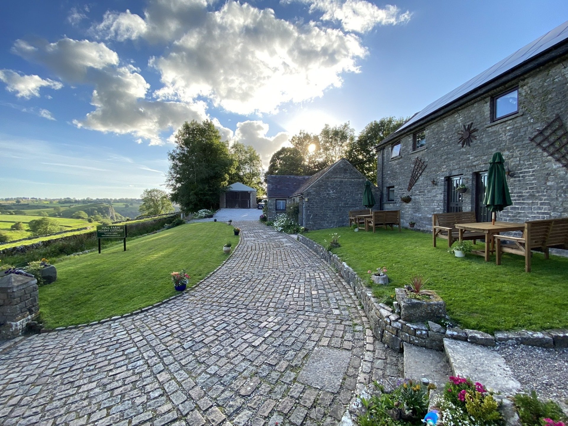 Hall Farm Holiday Cottages, Wetton, in the Peak District
