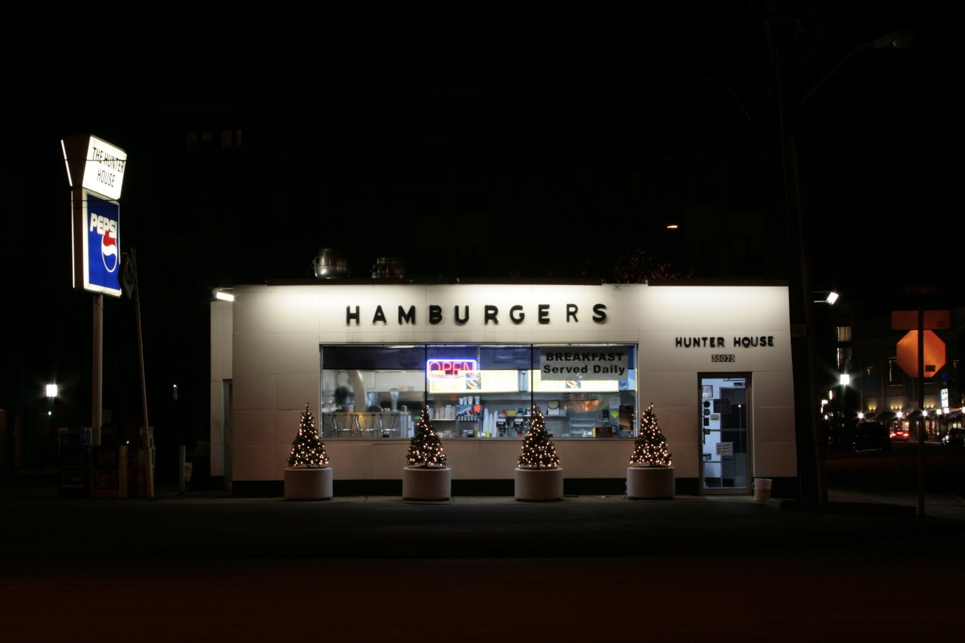 Hunter House Hamburgers History