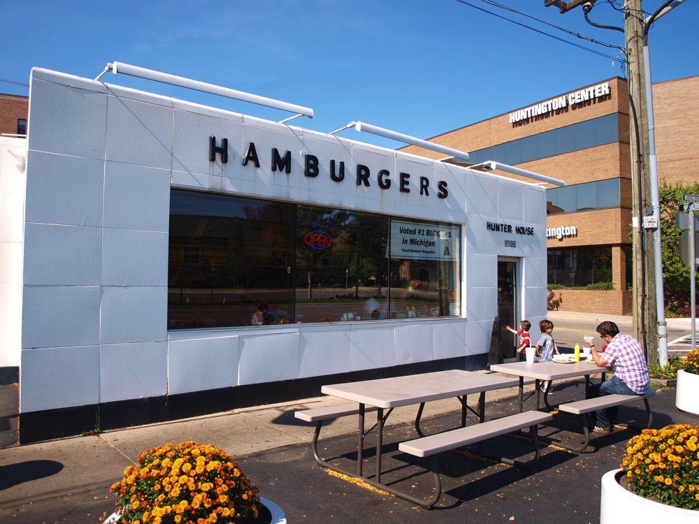 Hunter House Hamburgers History