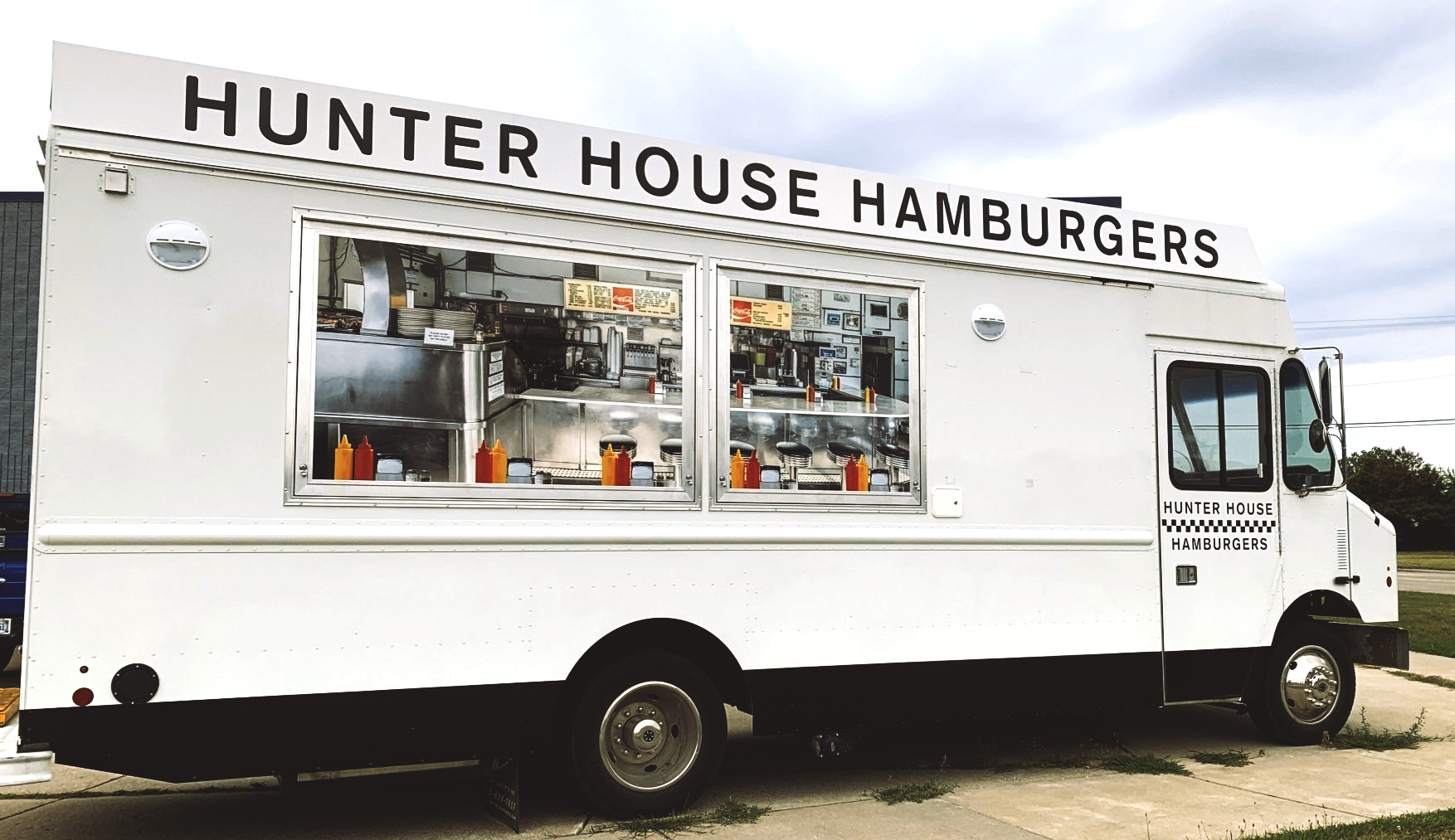 Hunter House Hamburgers - Classic Sliders and Fries