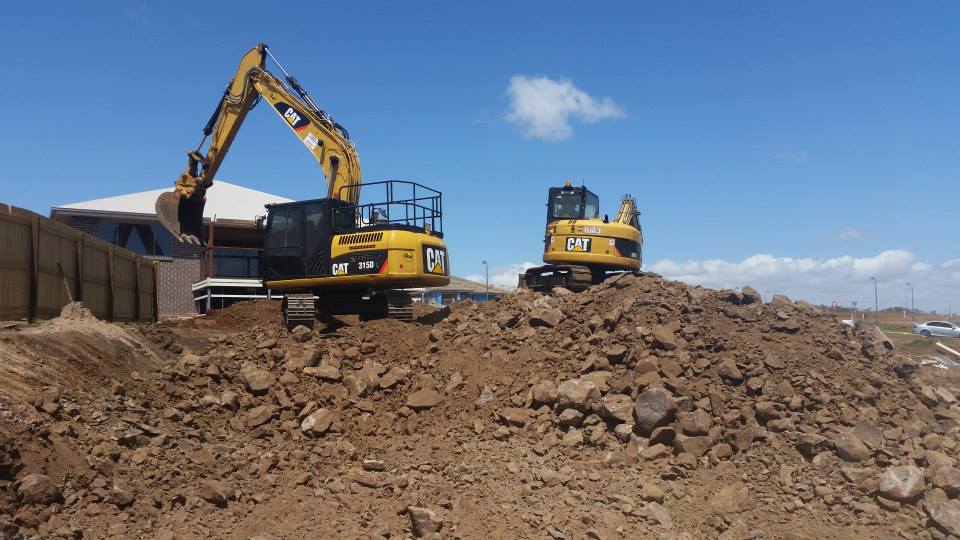 Equipment Hire in Toowoomba QLD 4350 | Downs Earthmoving