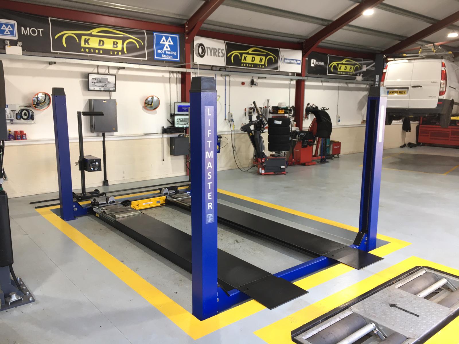 Home page to KDB Autos Ltd - MOT - Servicing - Tyres - Exhaust