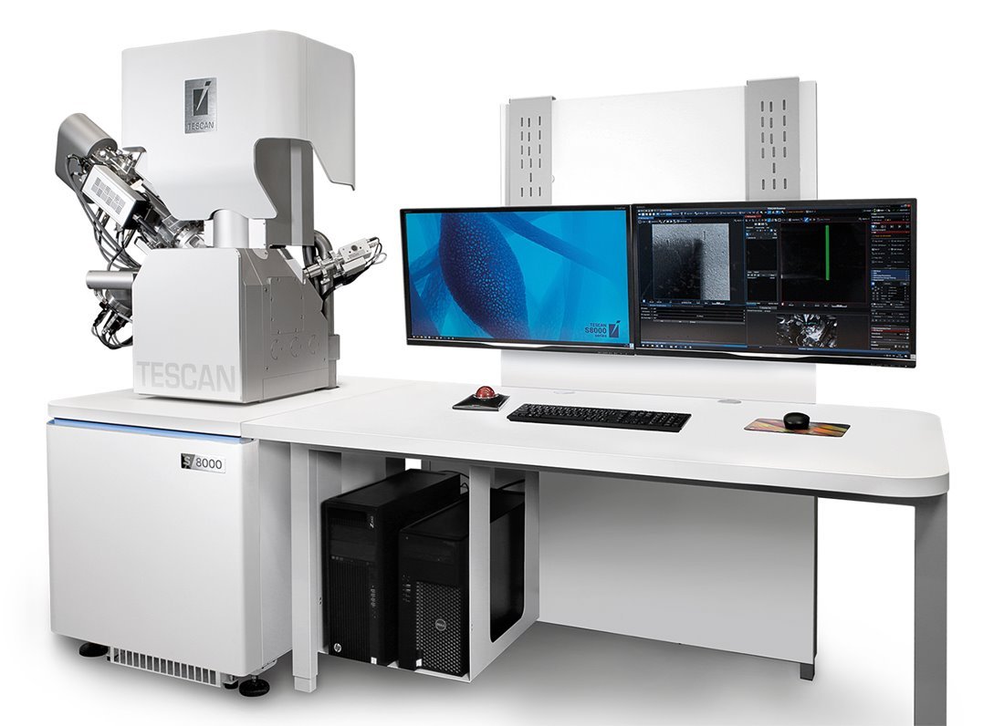 Microscopía electrónica de alta resolución, microtomografia y rayos X