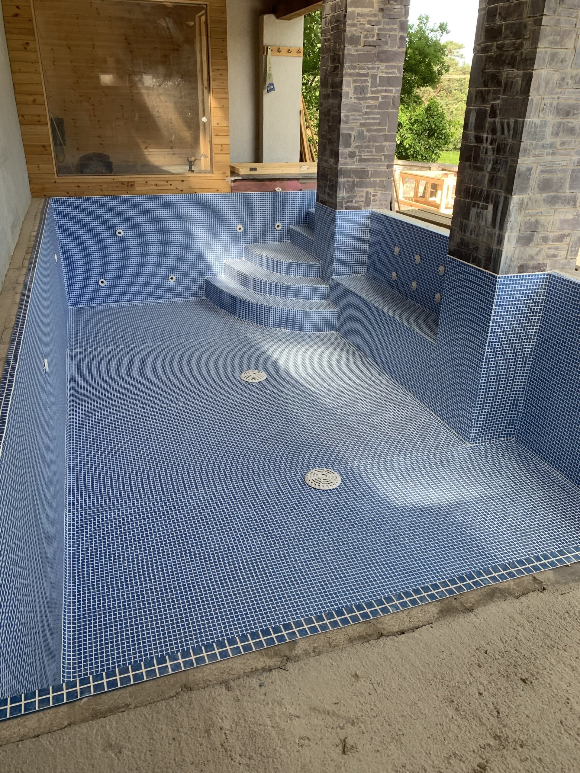 Professional and Experienced Pool Lining Installers