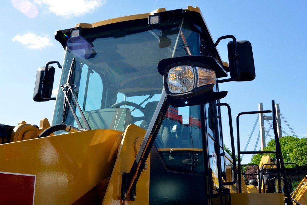 Heavy Machinery Safety Glass | Powhatan, VA | HomeTown Glass LLC