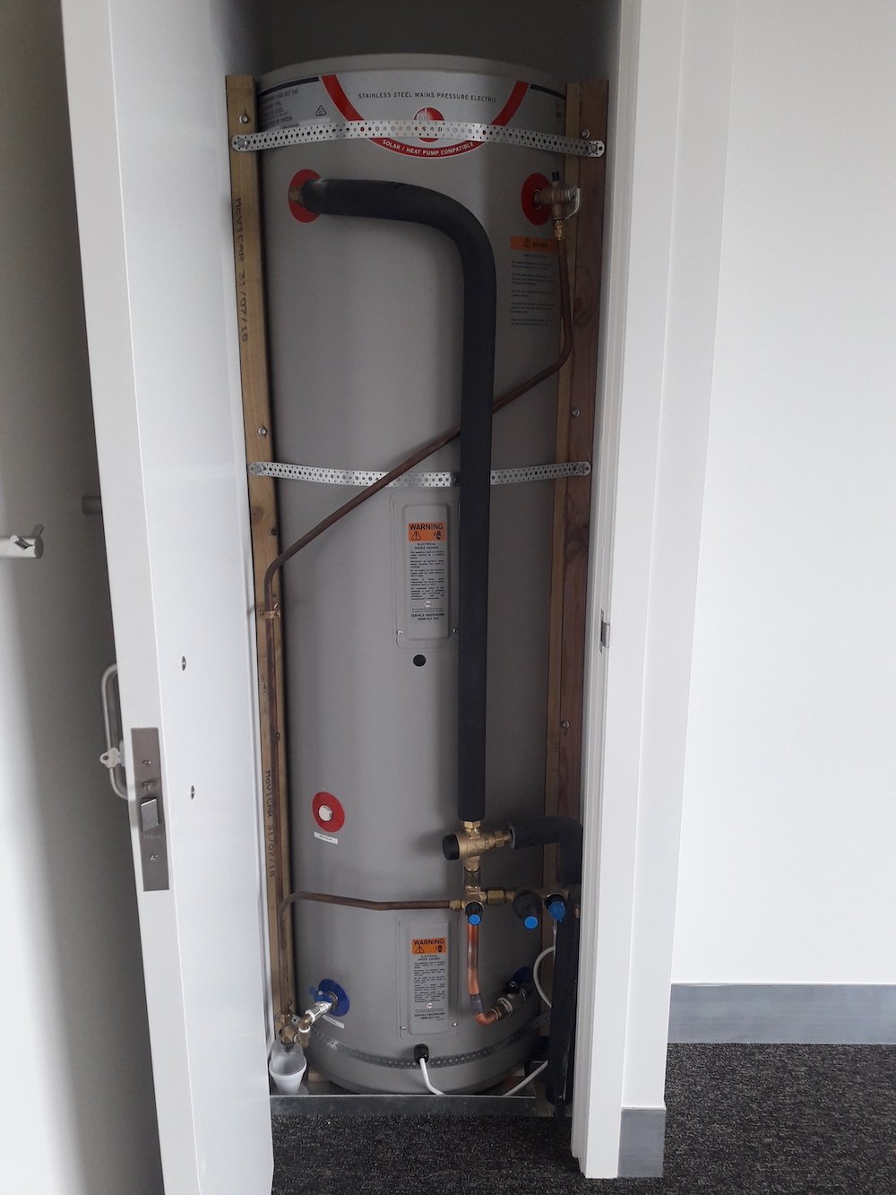 Paul Tha Plumber, West Coast plumbing, gasfitting, drainlaying and Heating