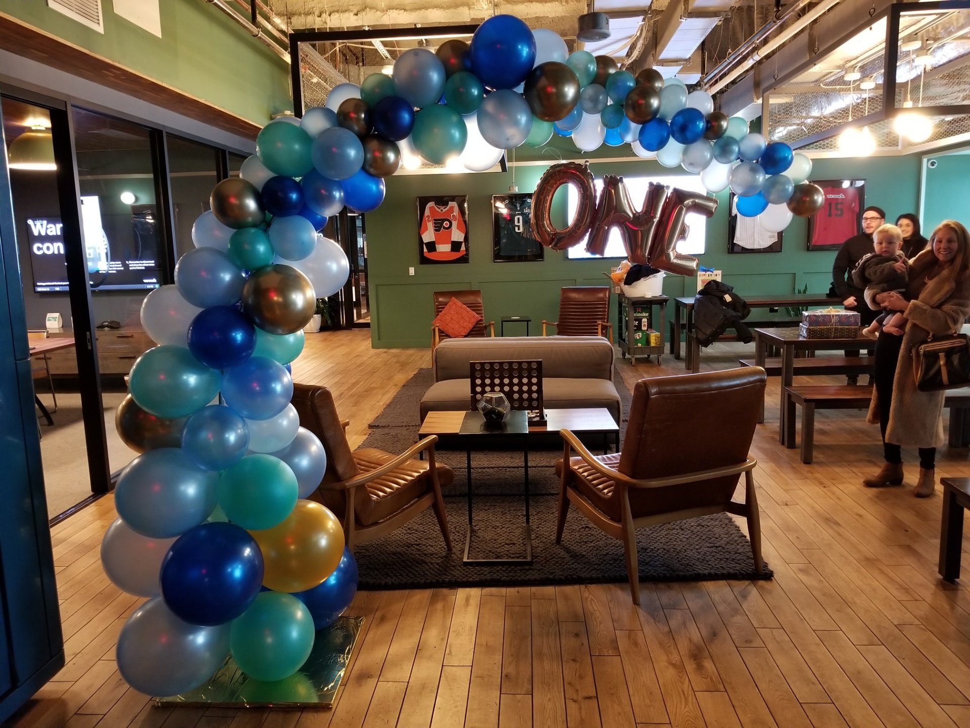 Party Supplies - Philadelphia,, PA - Dino's Party Center