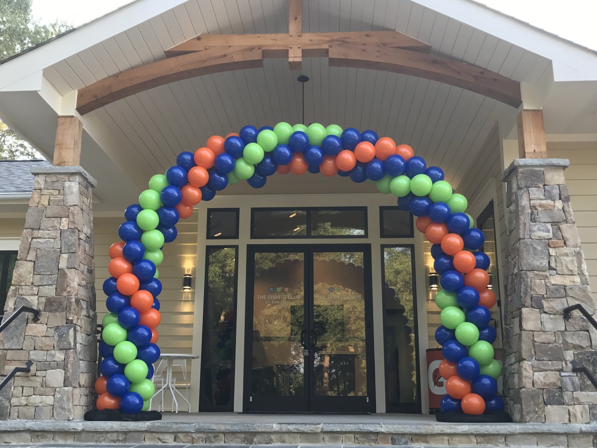 Balloon Decor (Arches, Columns, Centerpieces & More) | Party Divas