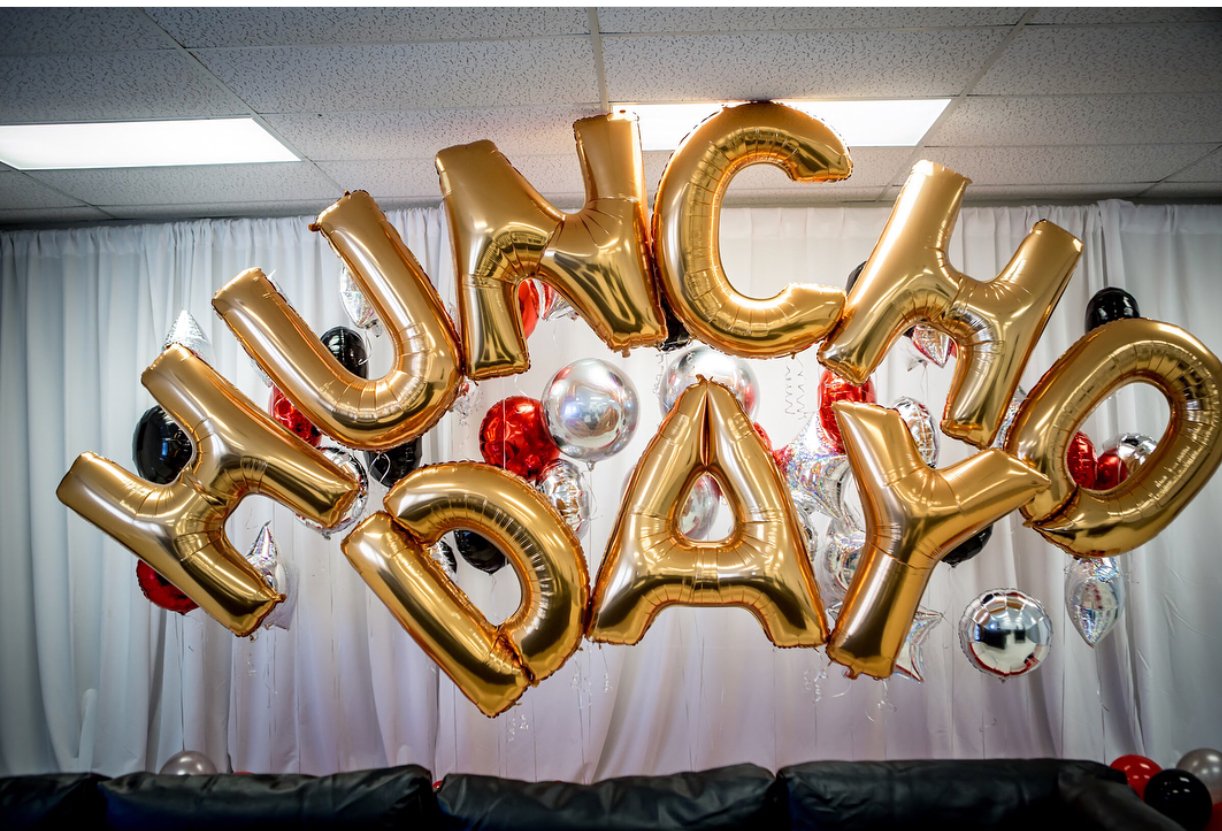 Balloon Decor (Arches, Columns, Centerpieces & More) | Party Divas