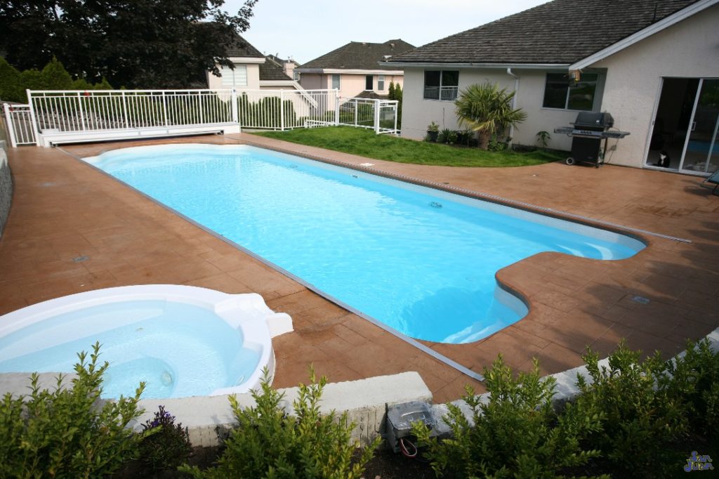 Browse By Size | Pools in Jefferson City, MO | Firebird
