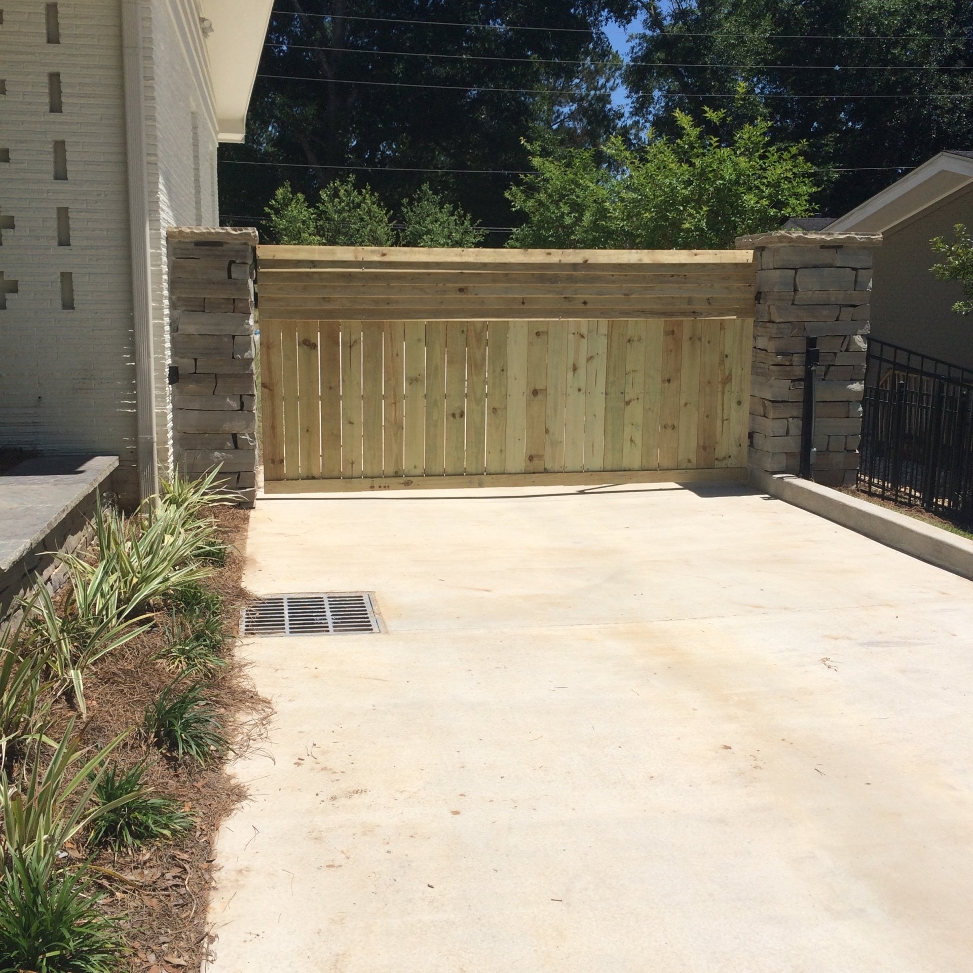Automatic Gate Installation | Mobile, AL | Mobile Fence