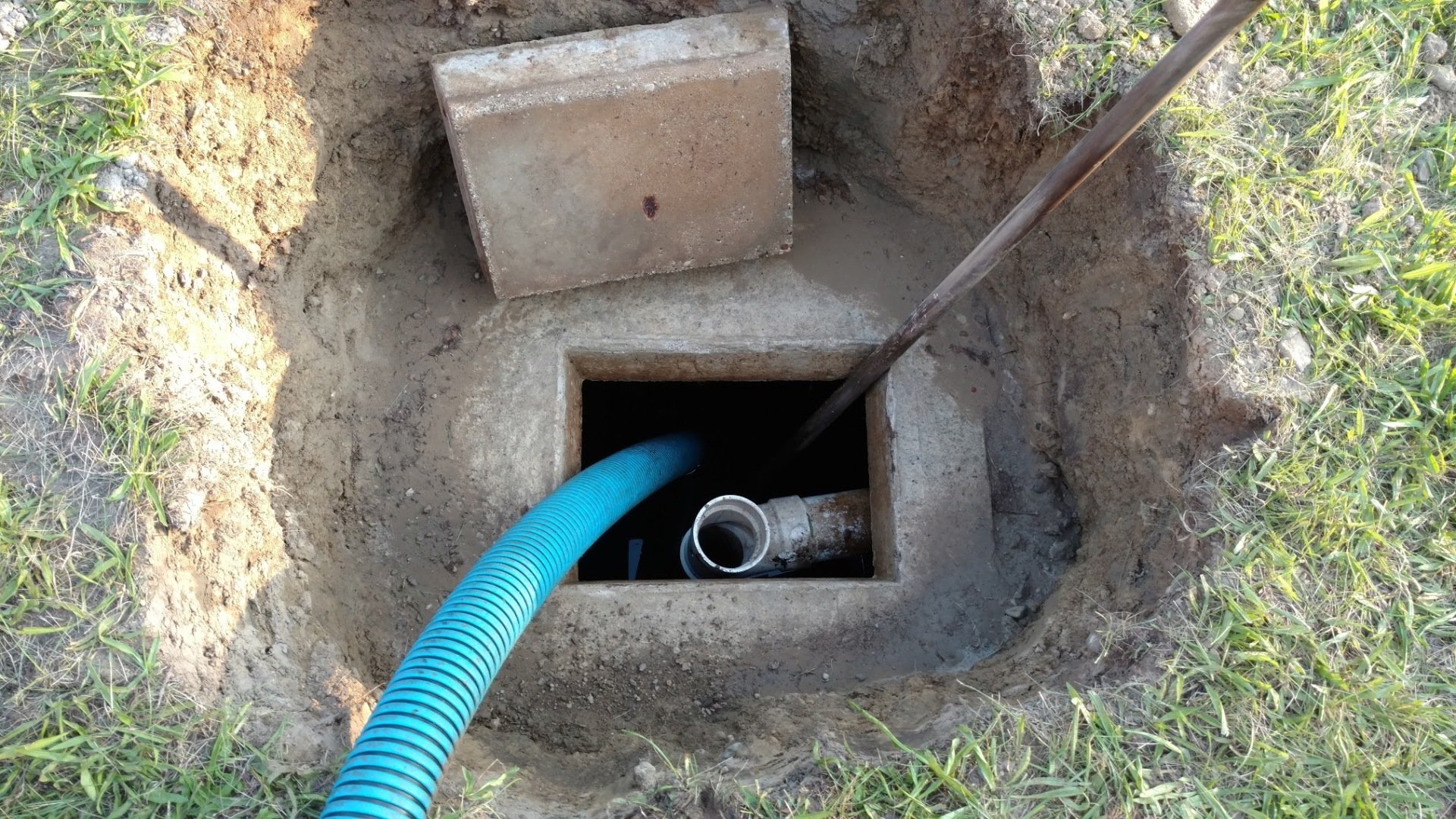 Professional Septic System Cleaning | Birch Run, MI | Kline's Septic ...