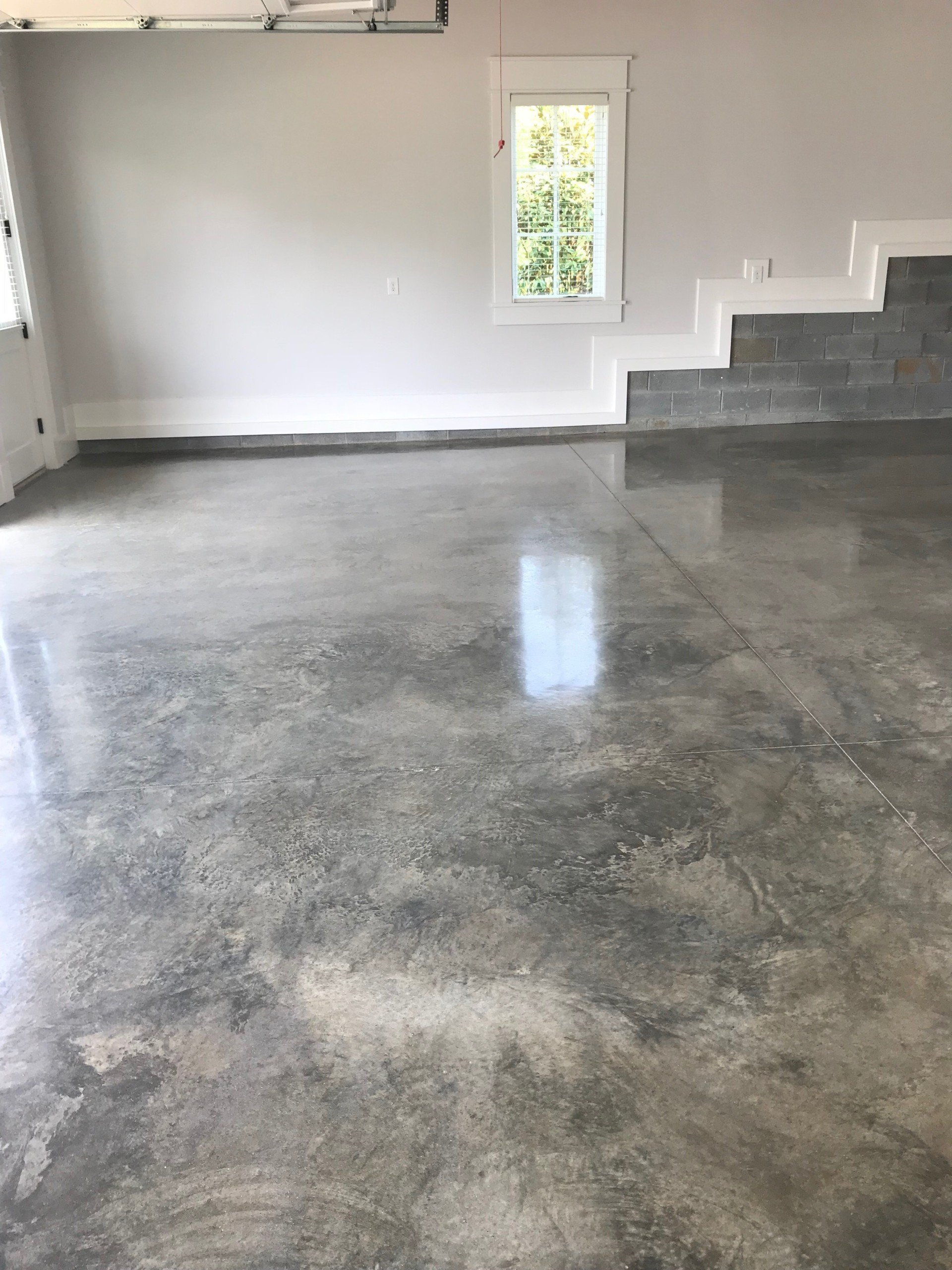 POLISHED CONCRETE