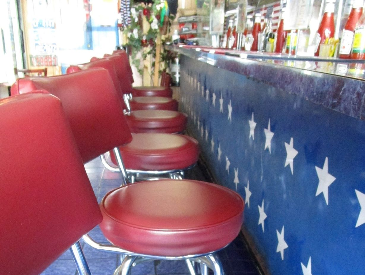 American Burgers-Specialty Burger Restaurant | Rockville Centre NY