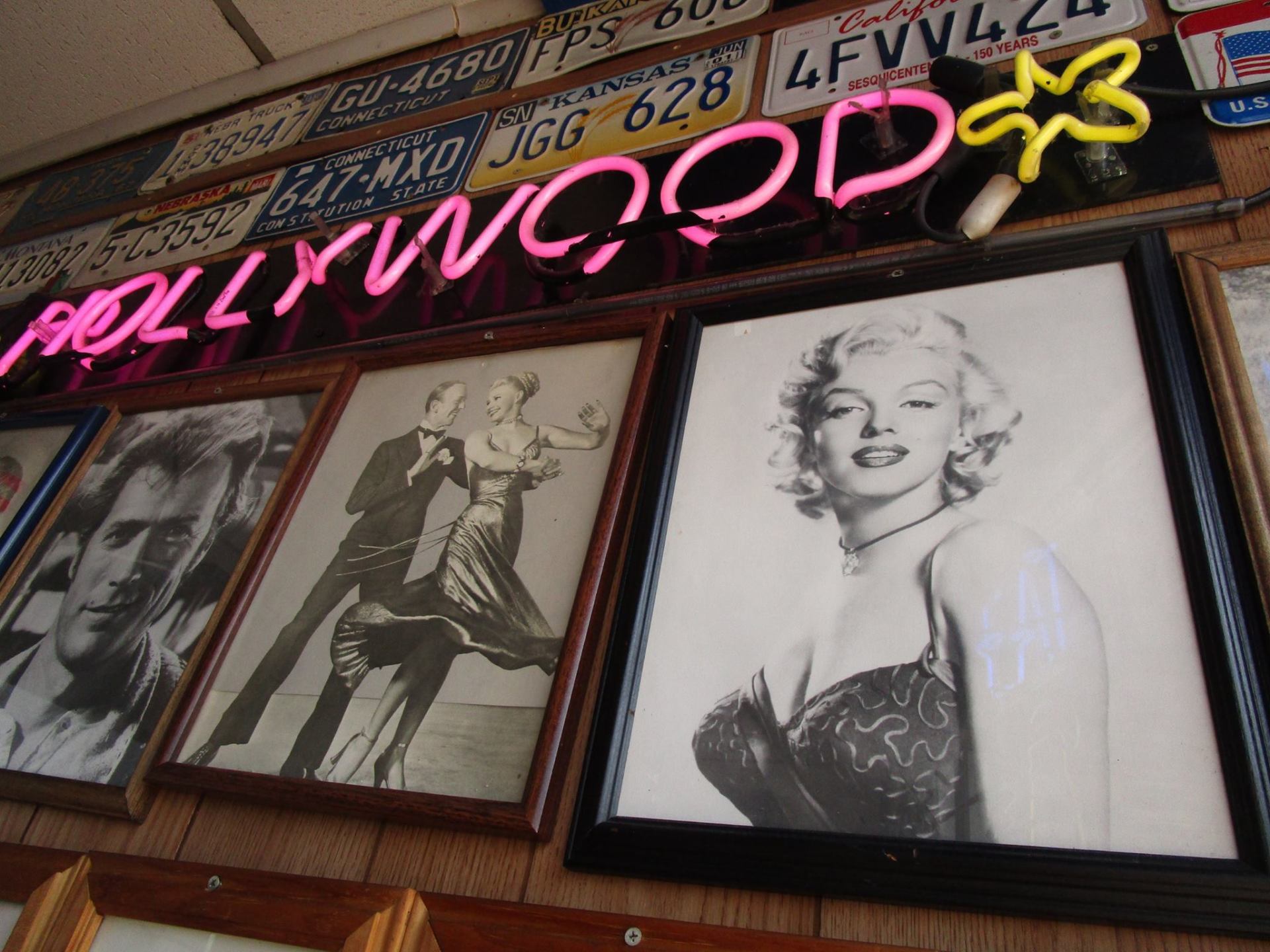 American Burgers-Specialty Burger Restaurant | Rockville Centre NY