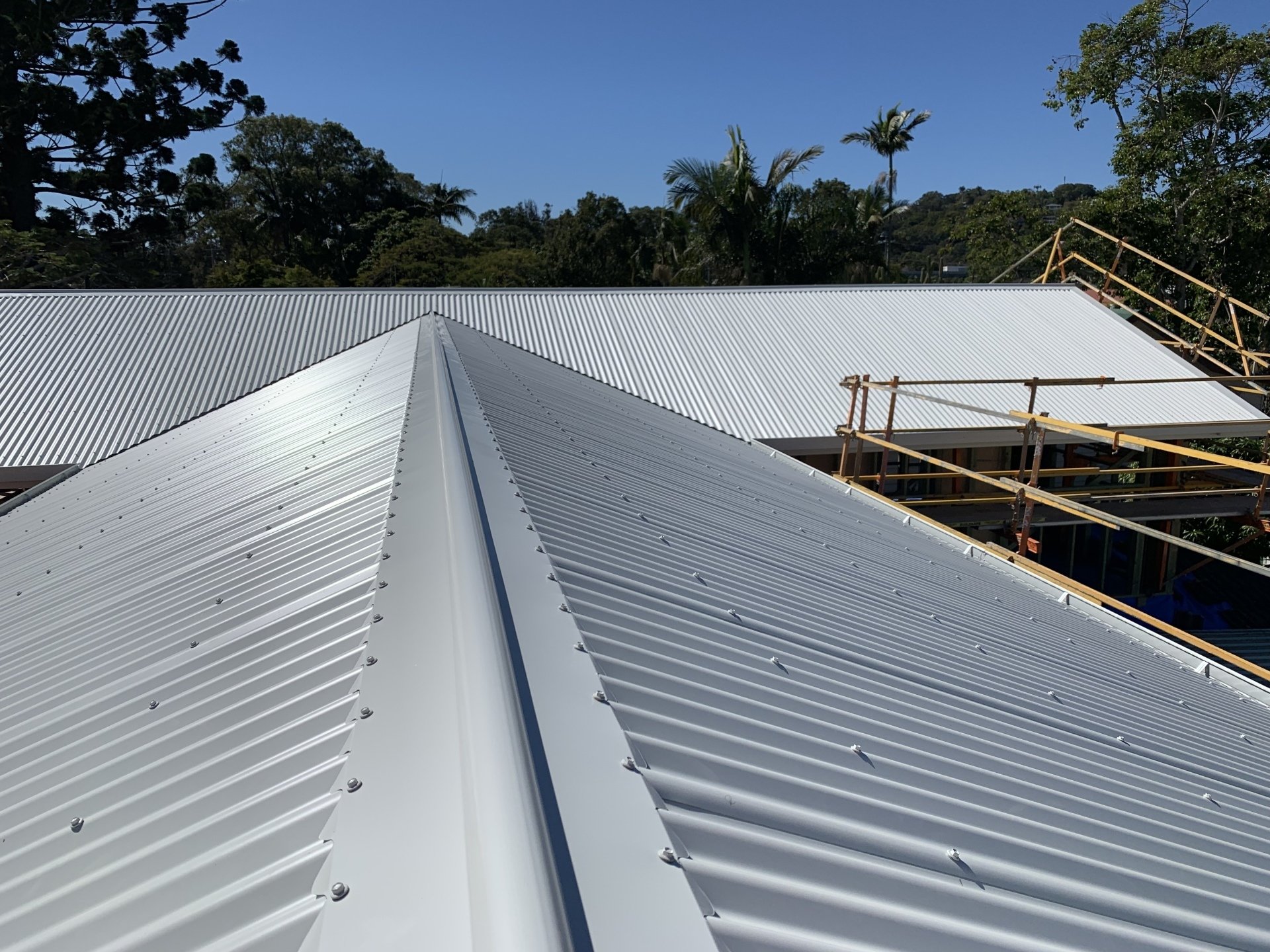 Quality Metal Roofing Gold Coast - New & Replacement | Skyview Roofing